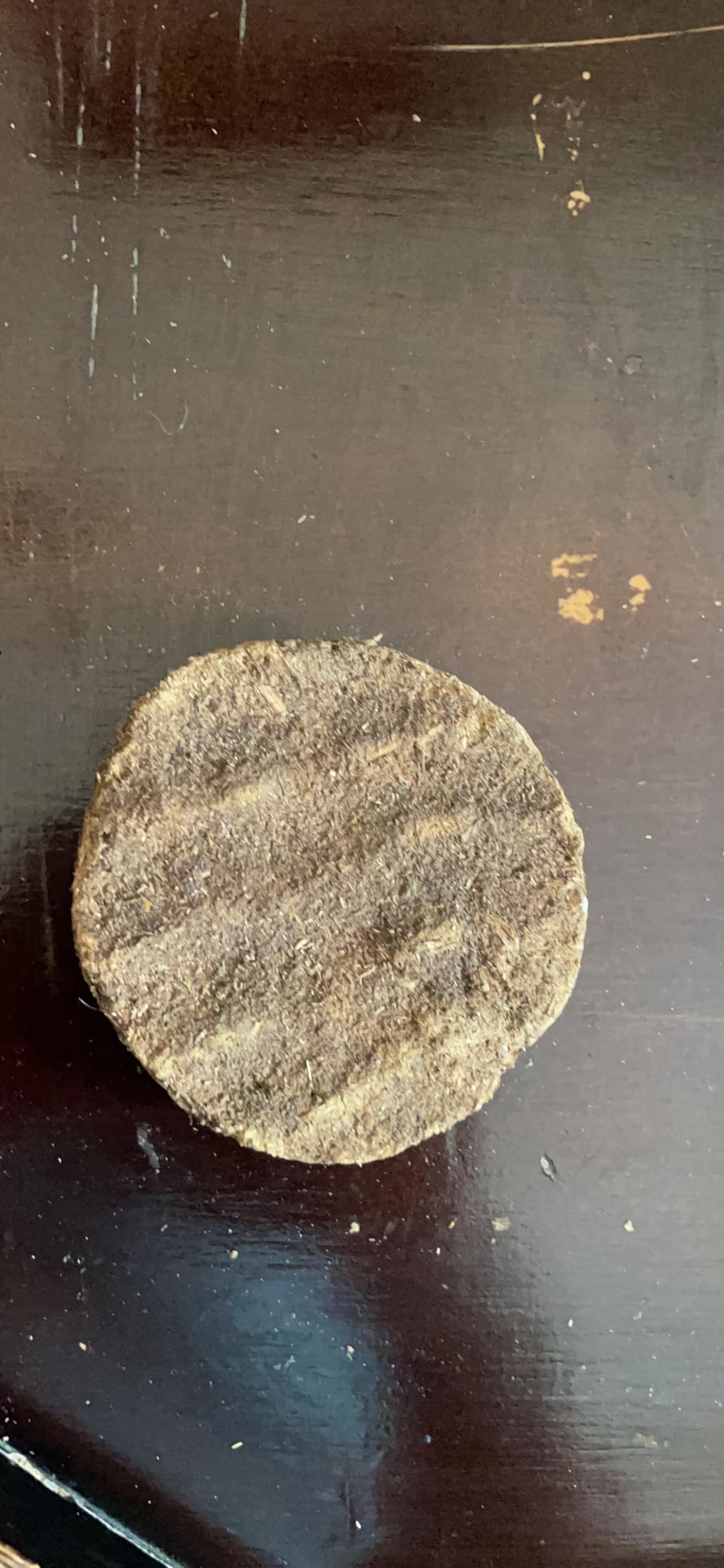 Aruna Handmade Organic Cow Dunk Cakes for Havan Pooja 25 Pcs | Holy Cow ...