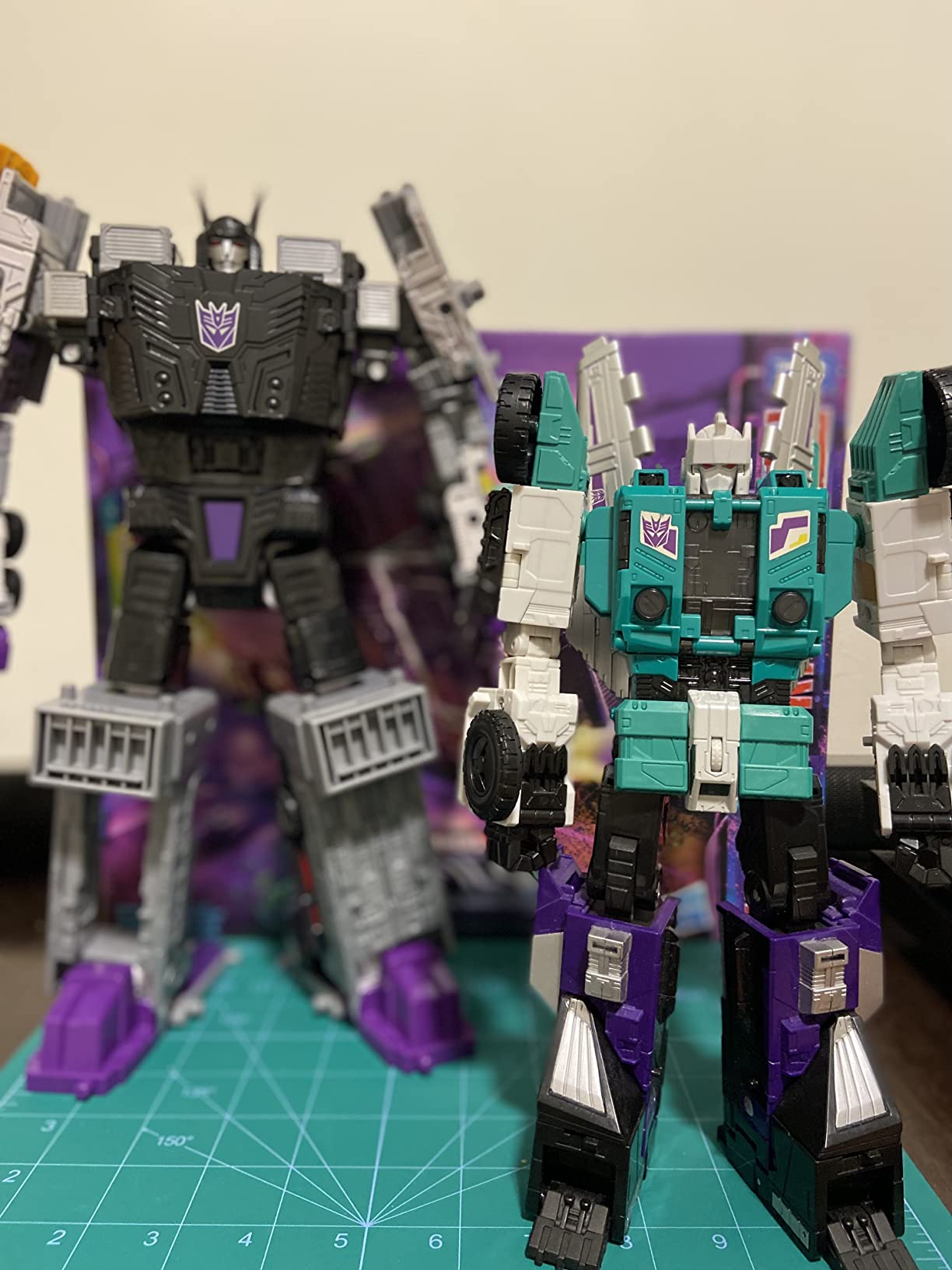 $18/mo - Finance Transformers Toys Generations Legacy Series Commander ...