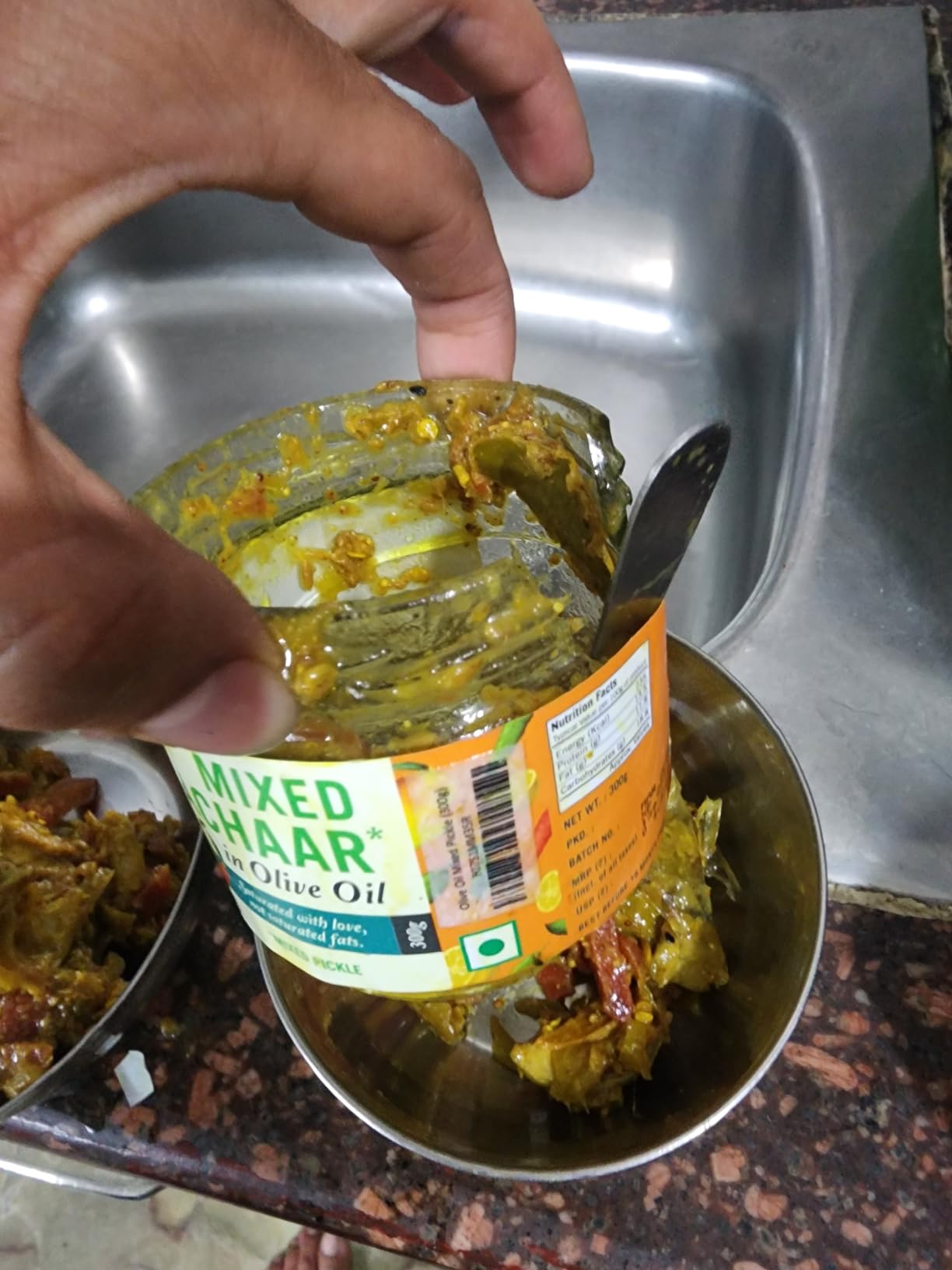 Organica Homemade Mixed Vegetable Pickle Indian Achaar in Olive Oil ...