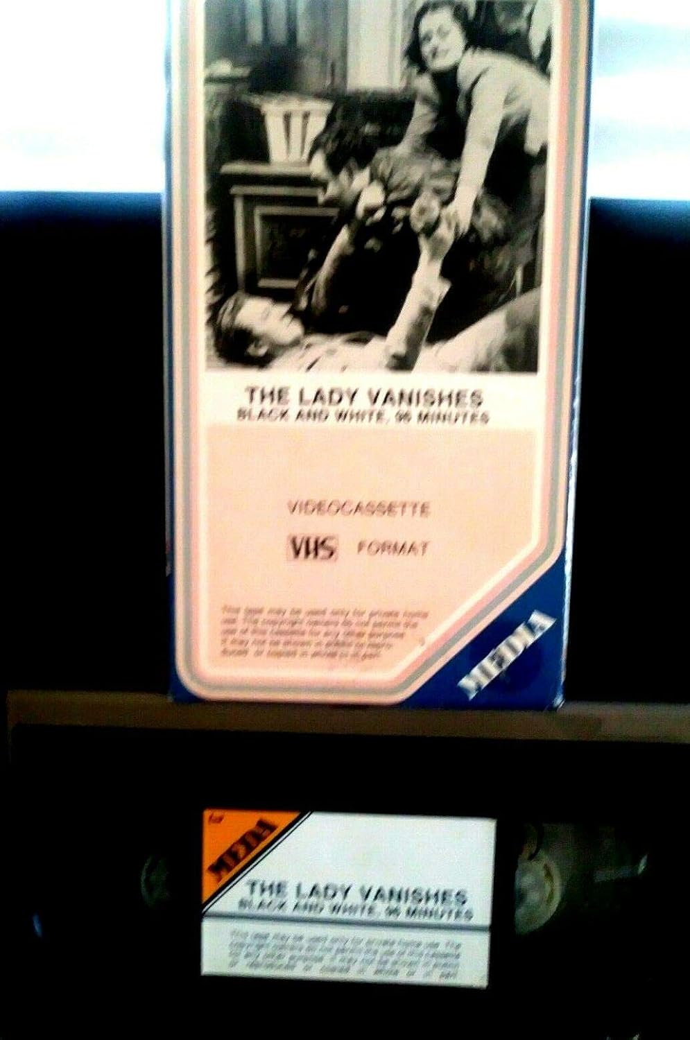 Amazon.com: Lady Vanishes [VHS] : Michael Redgrave, Margaret Lockwood ...