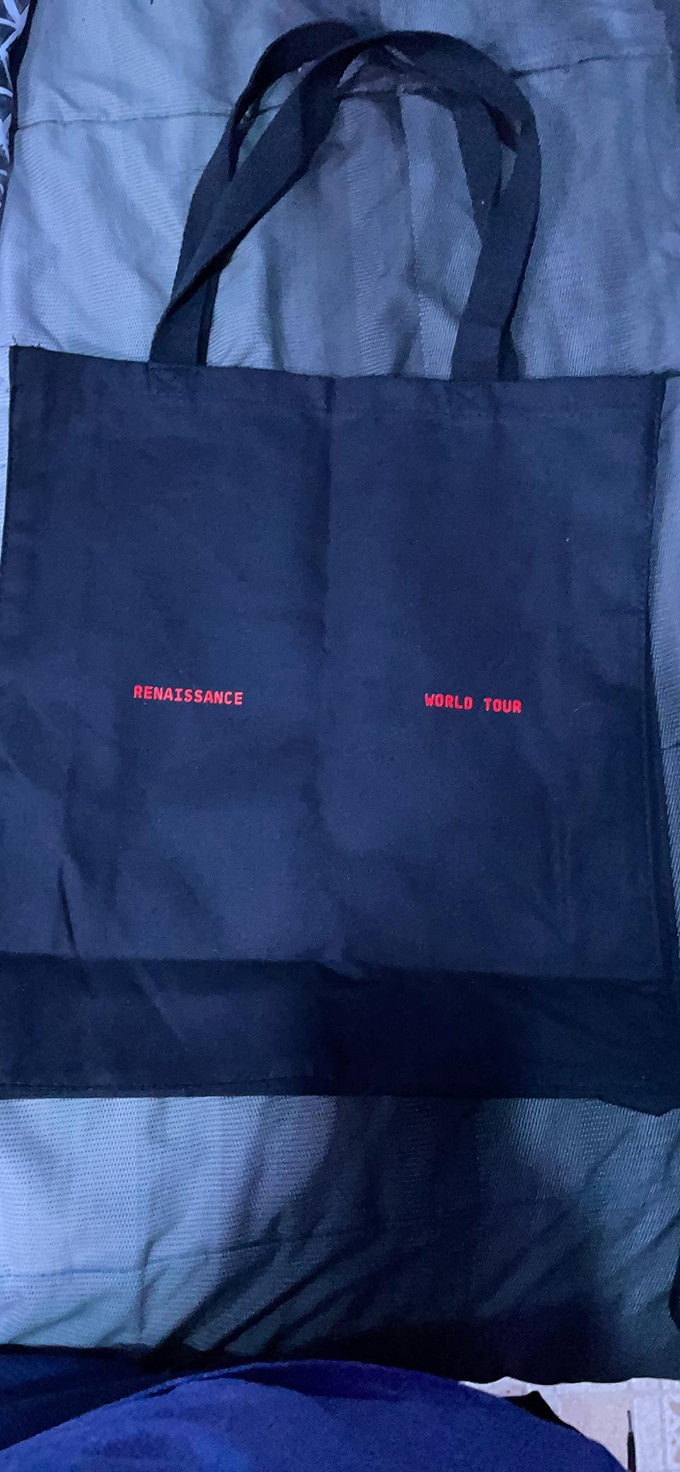 Amazon.com: Beyoncé Official RENAISSANCE WORLD TOUR Merch On Air Icon ...