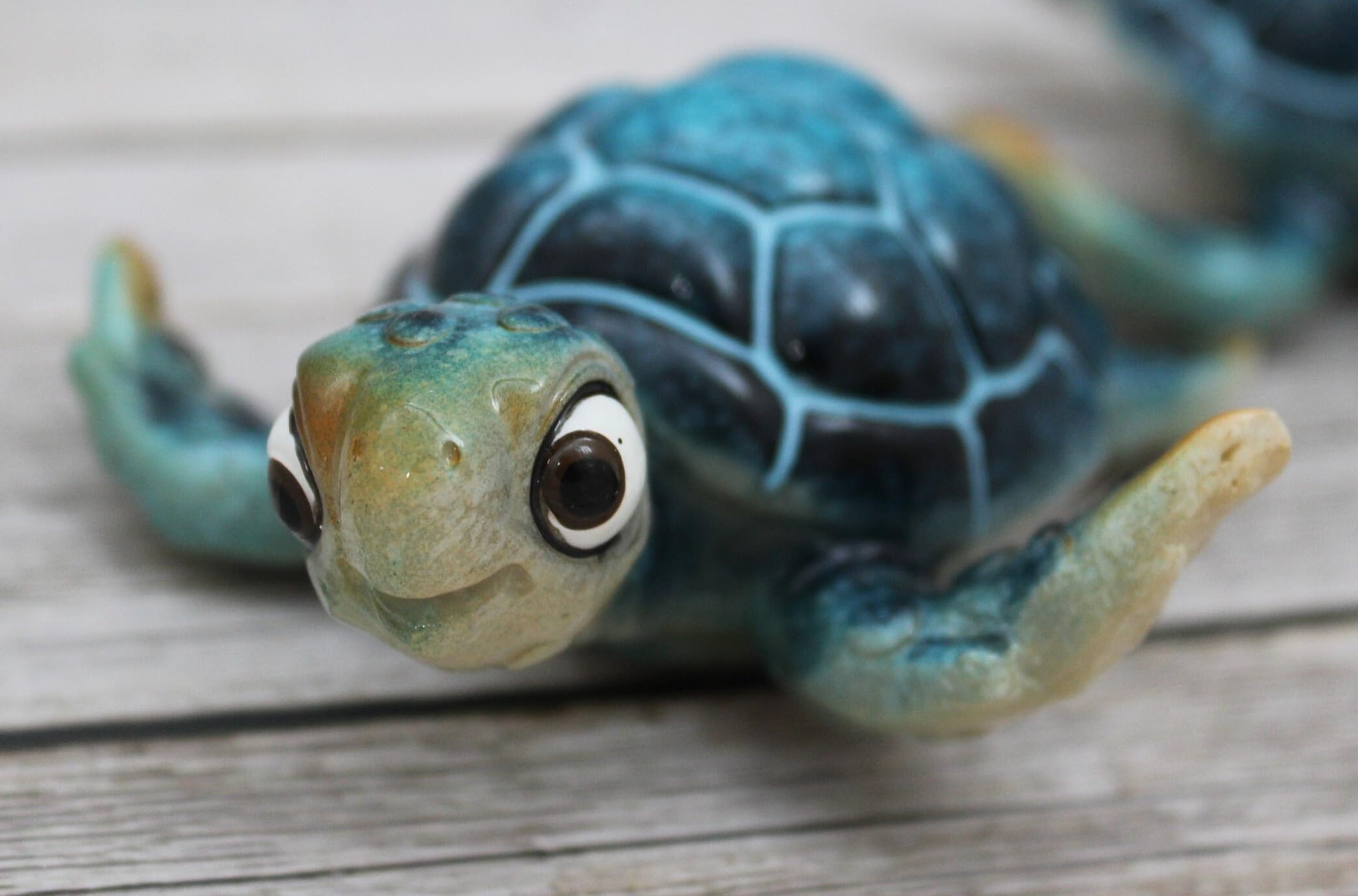 Amazon.com: Big-Eyed Blue Sea Turtle Figurine - Lovely Baby Turtle ...