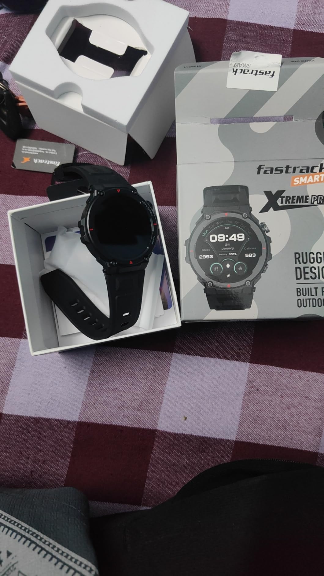 Fastrack Titan Xtreme PRO Smartwatch with 1.43" AMOLED Display with 466 ...