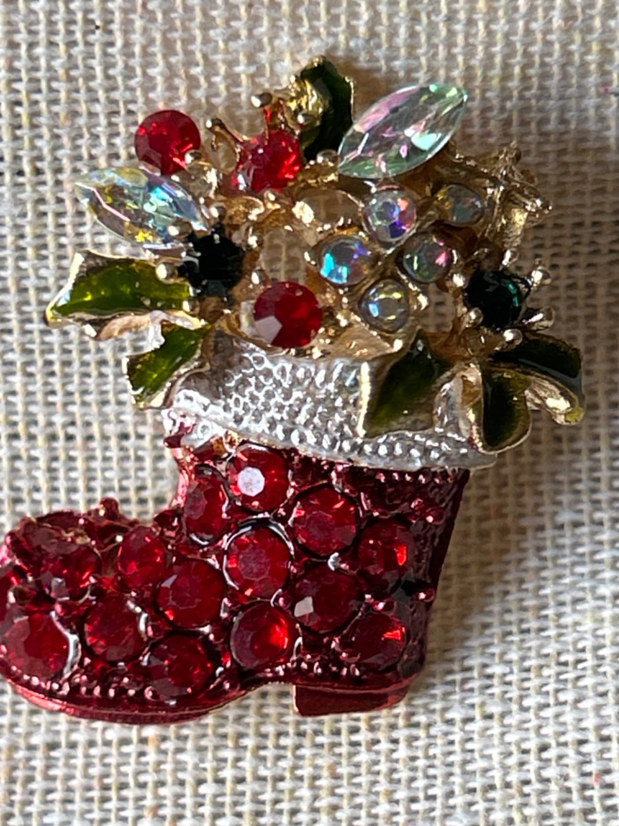 Amazon.com: 6 Pieces Christmas Brooch Pins for Women Cute Christmas ...