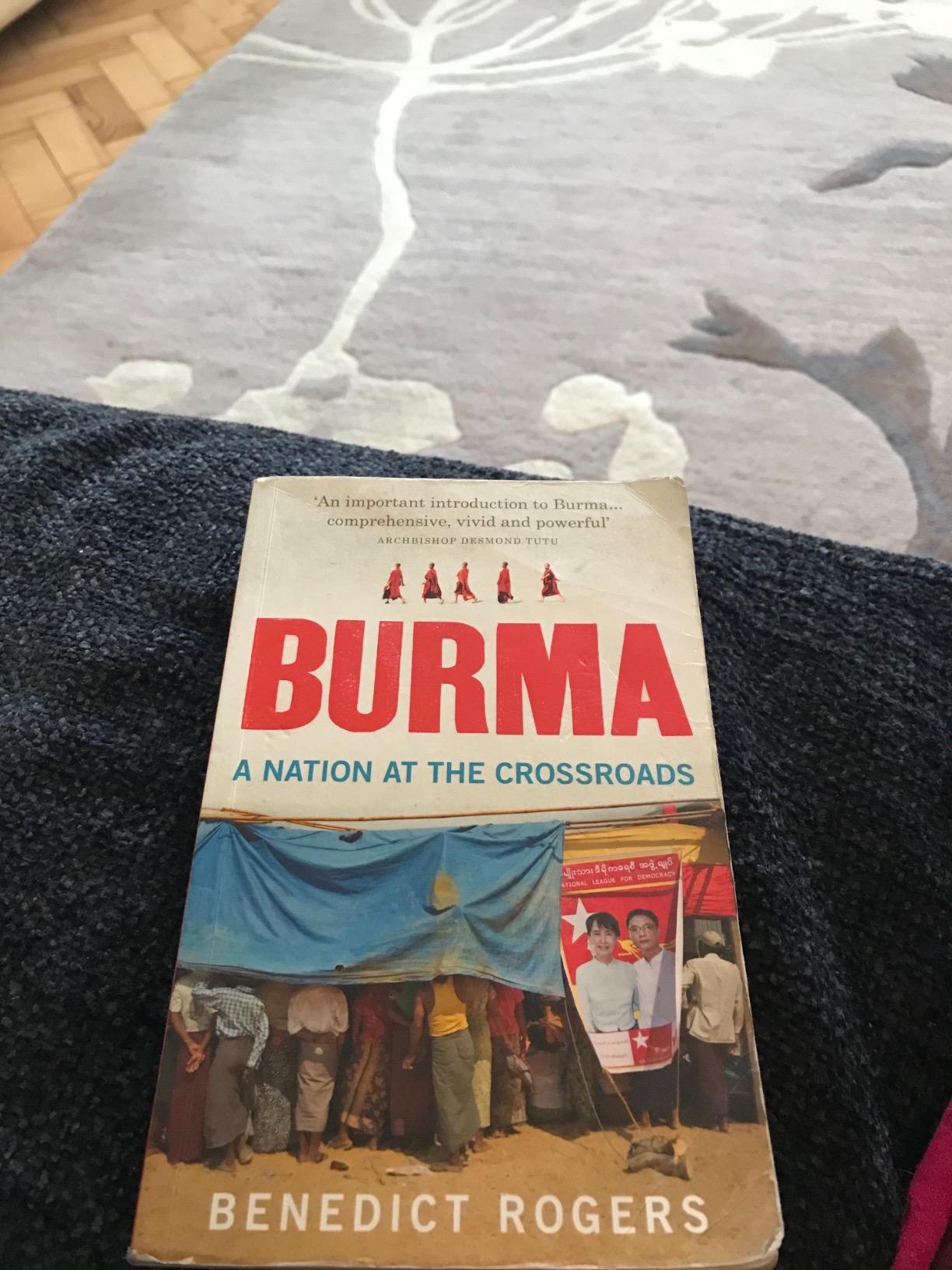 Burma: A Nation At The Crossroads - Revised Edition: Amazon.co.uk ...