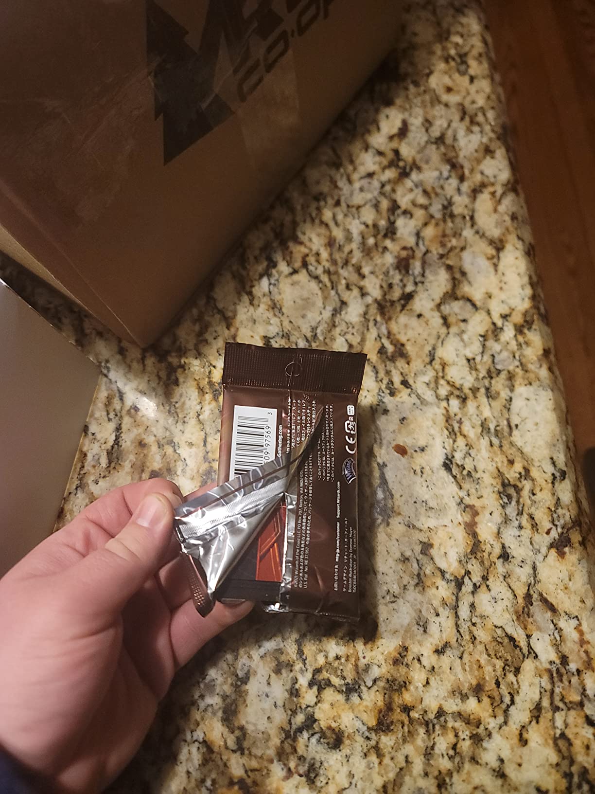 Amazon.com: Magic: The Gathering Strixhaven Japanese Set Booster Box 30 ...