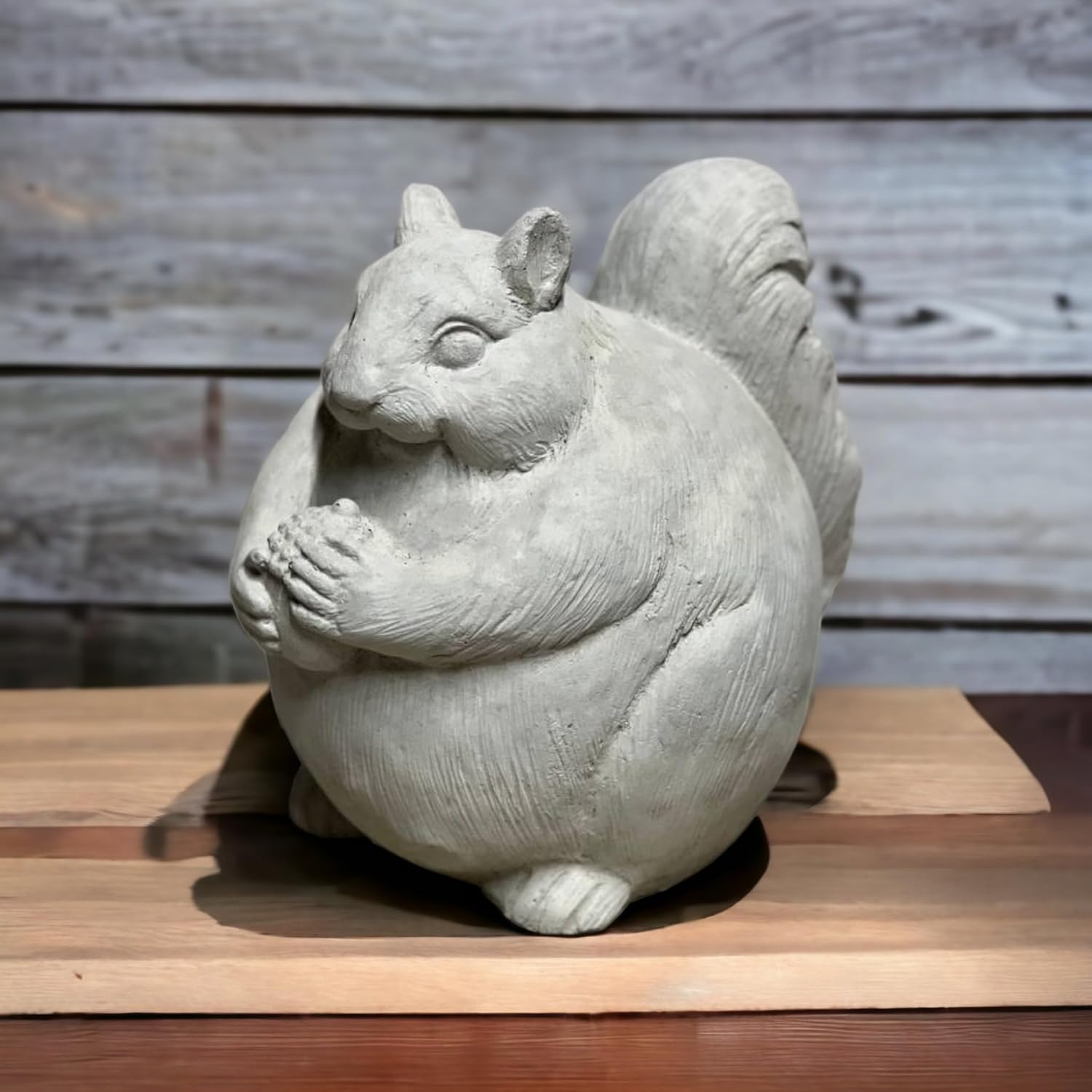Amazon.com: Concrete Wild Squirrel Figure Squirrel Bubba Statue Outdoor ...