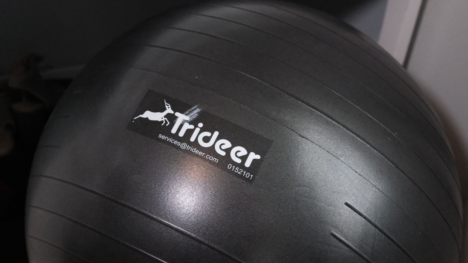Watch Honest Review of the Trideer Exercise Ball as a Desk Chair! on ...