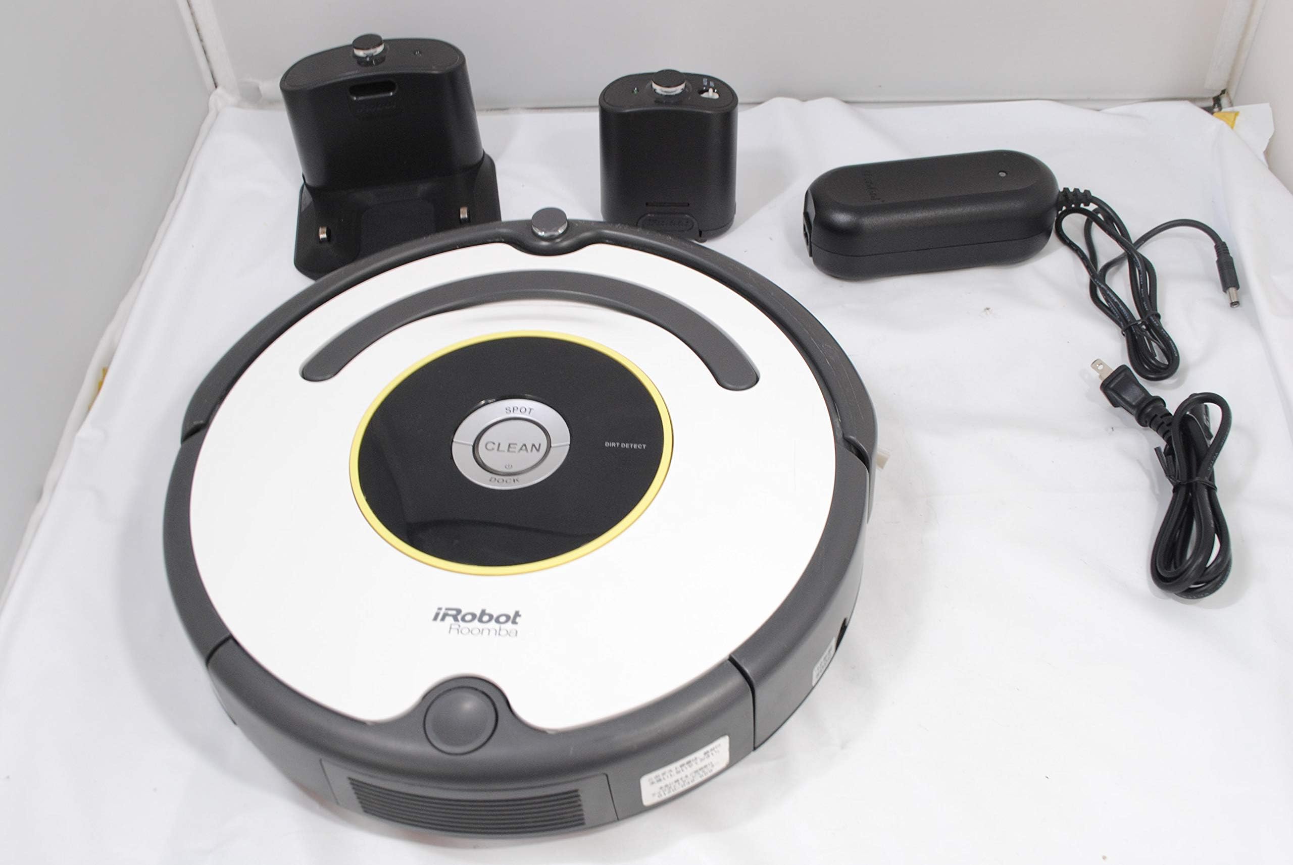 Amazon.com - iRobot Roomba i1 Vacuum Cleaning Robot