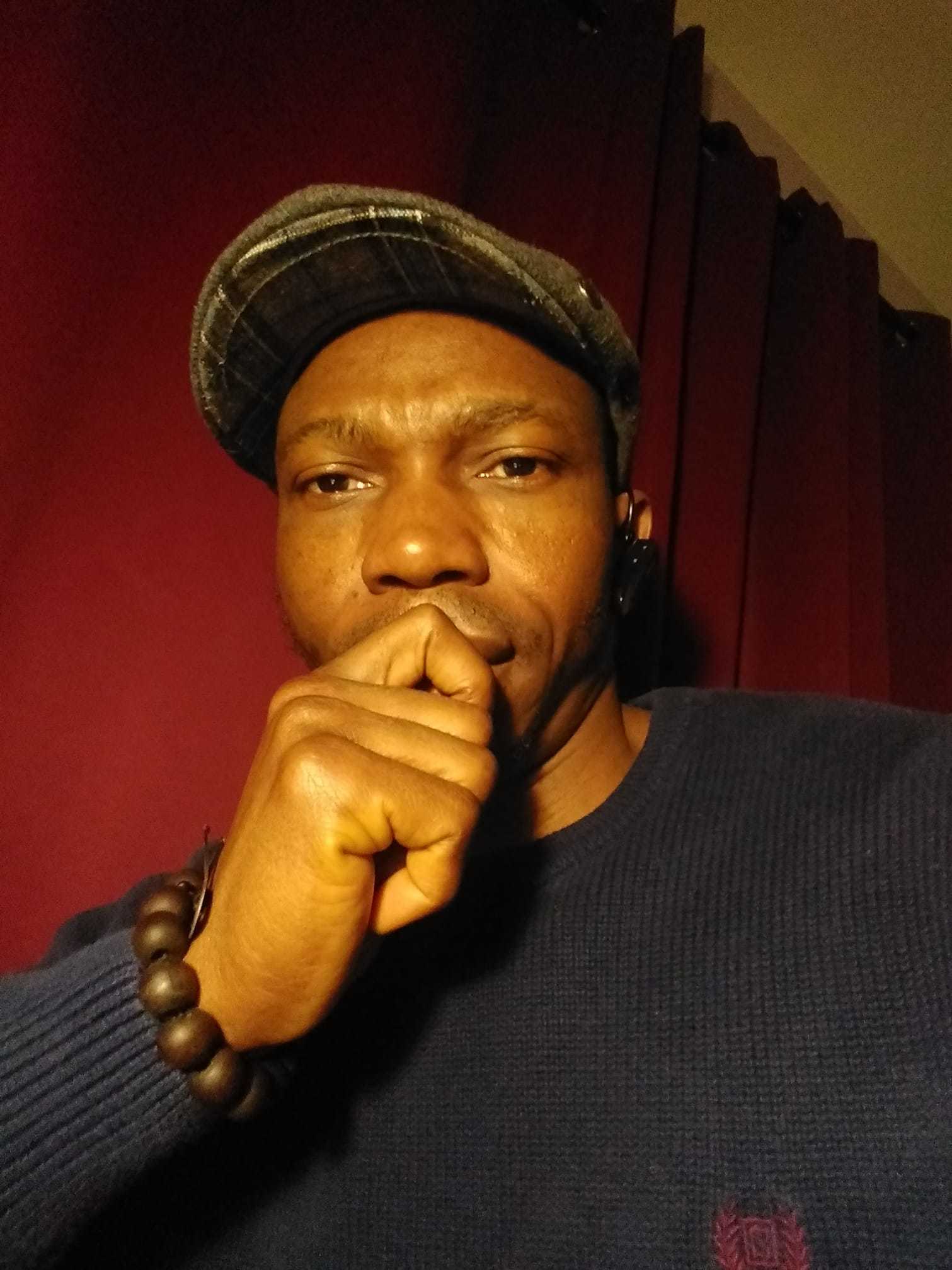 Amazon.com: Alpha Bedoh Kamara: books, biography, latest update