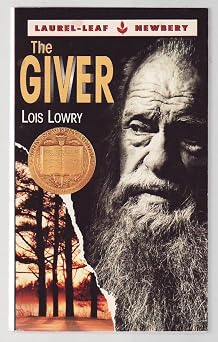 The Giver : Lowry, Lois: Amazon.de: Books
