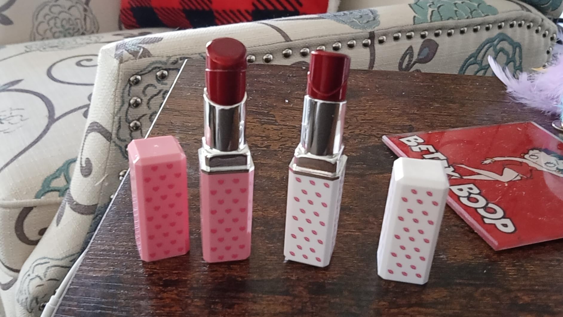 Amazon.com: Cute Lipstick Lighter, Soft Flame Refillable Butane Lighter ...