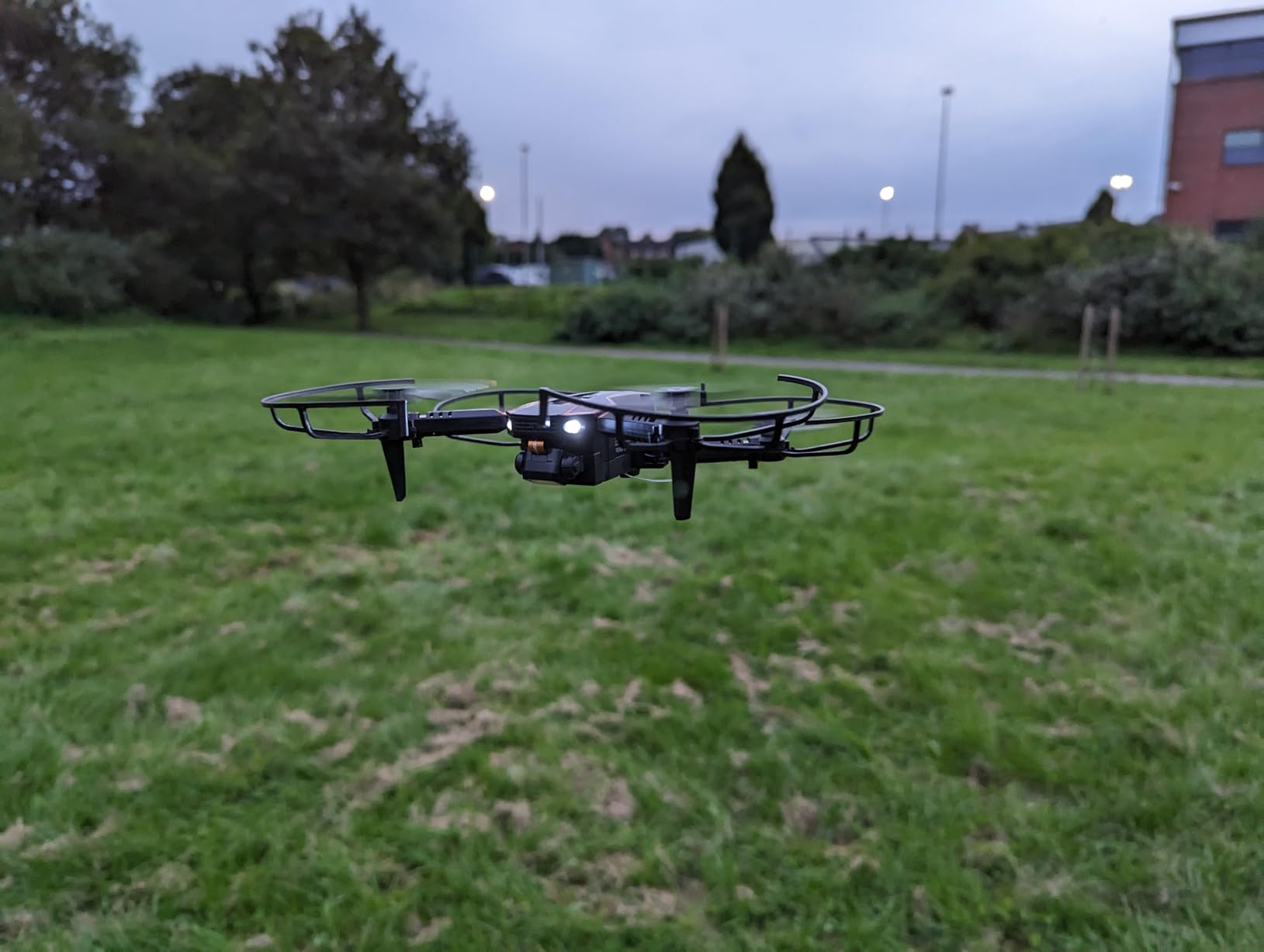 Q10 Mini Drone with Camera for Kids and Adults, 720P HD FPV Foldable ...