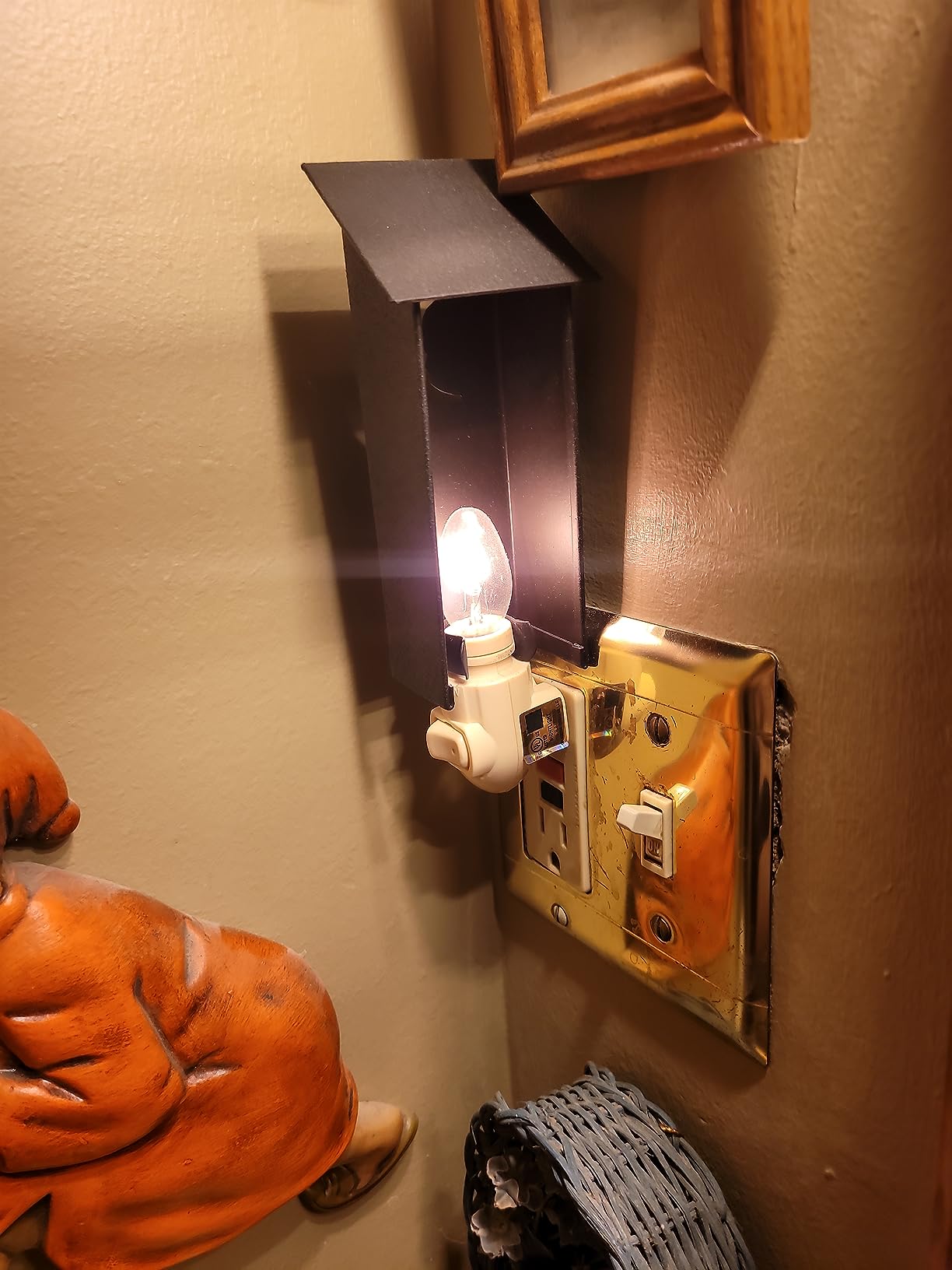 Rustic Country Outhouse Night Light - Bronze Finish - Amazon.com