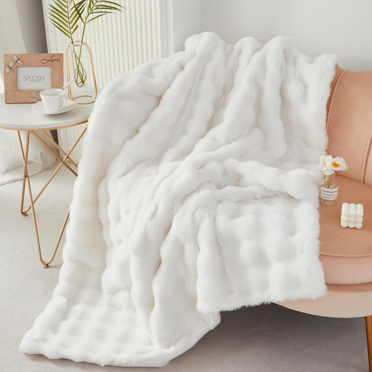Amazon.com: ANGIYUIN Milk White Faux Rabbit Fur Throw Blanket, Warm ...