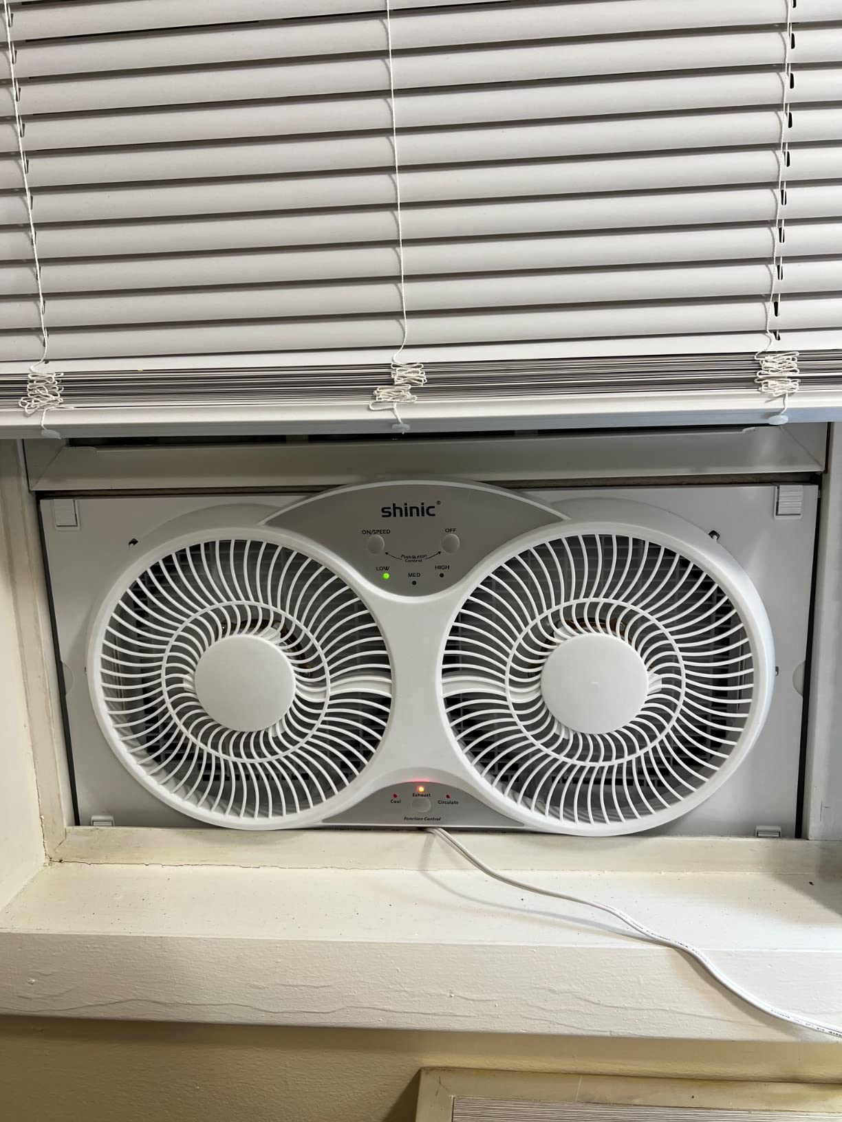 $9/mo - Finance shinic 9" Blades Twin Window Fan with Reversible ...