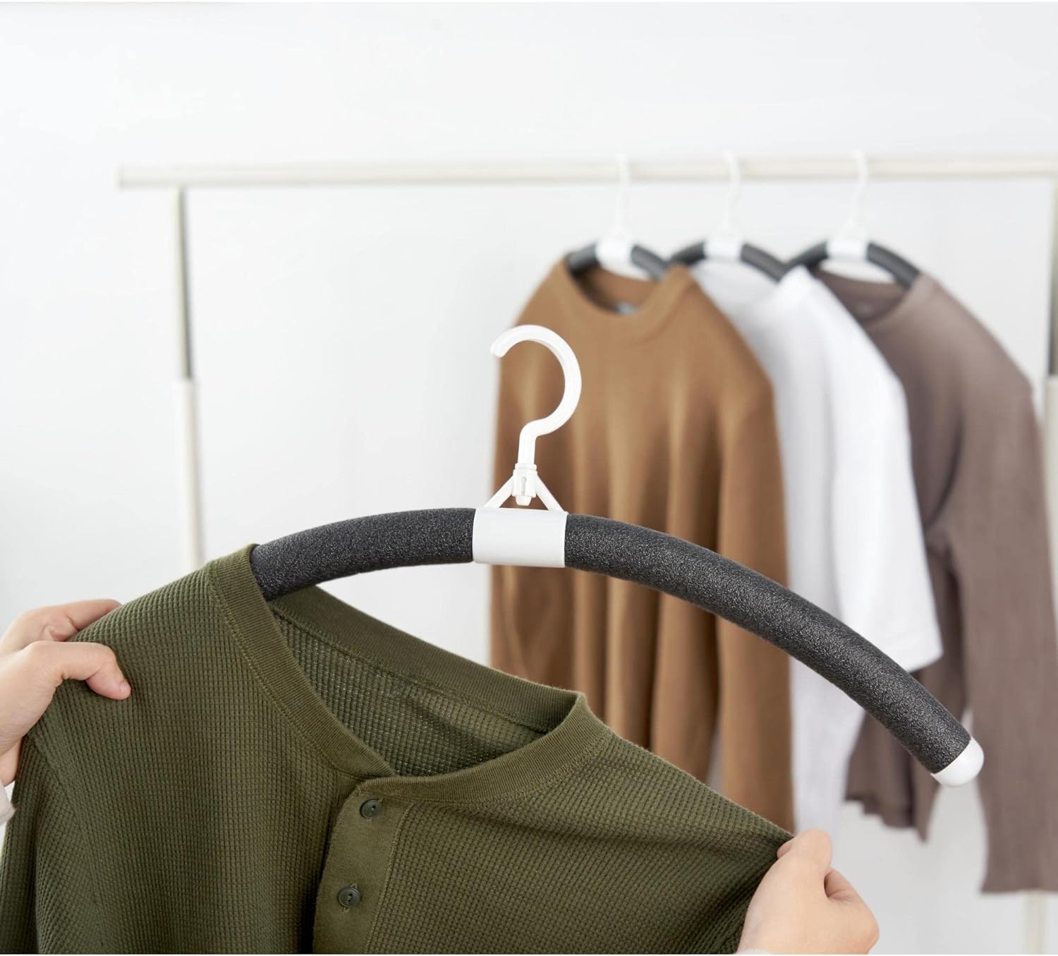 Amazon.com: Displays By Jack No Shoulder Bumps Sweater Coat Cloth ...