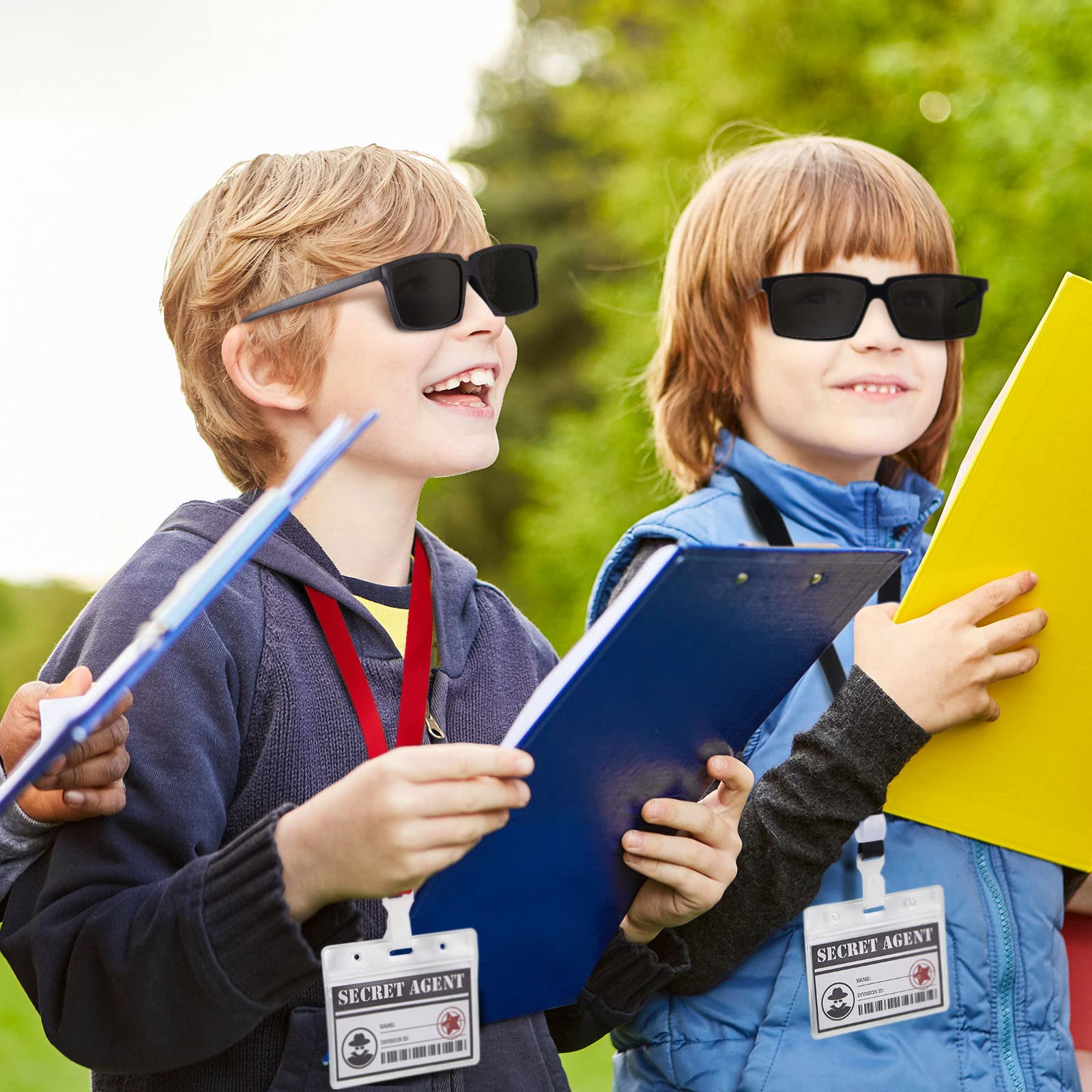 Umigy 48 Pcs Secret Agent Name Tags and See Behind You Sunglasses ...