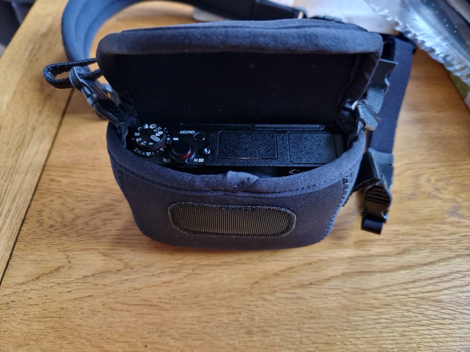 MegaGear MG370 Ultra Light Neoprene Camera Case with Carabiner for ...