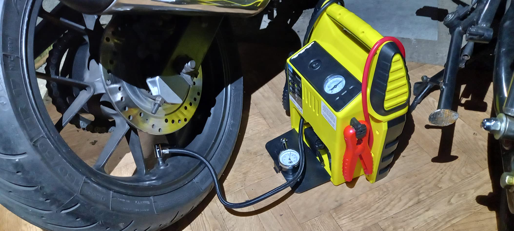 Draper 90643 12V Power Pack Jump Starter, Built in 12v Compressor ...