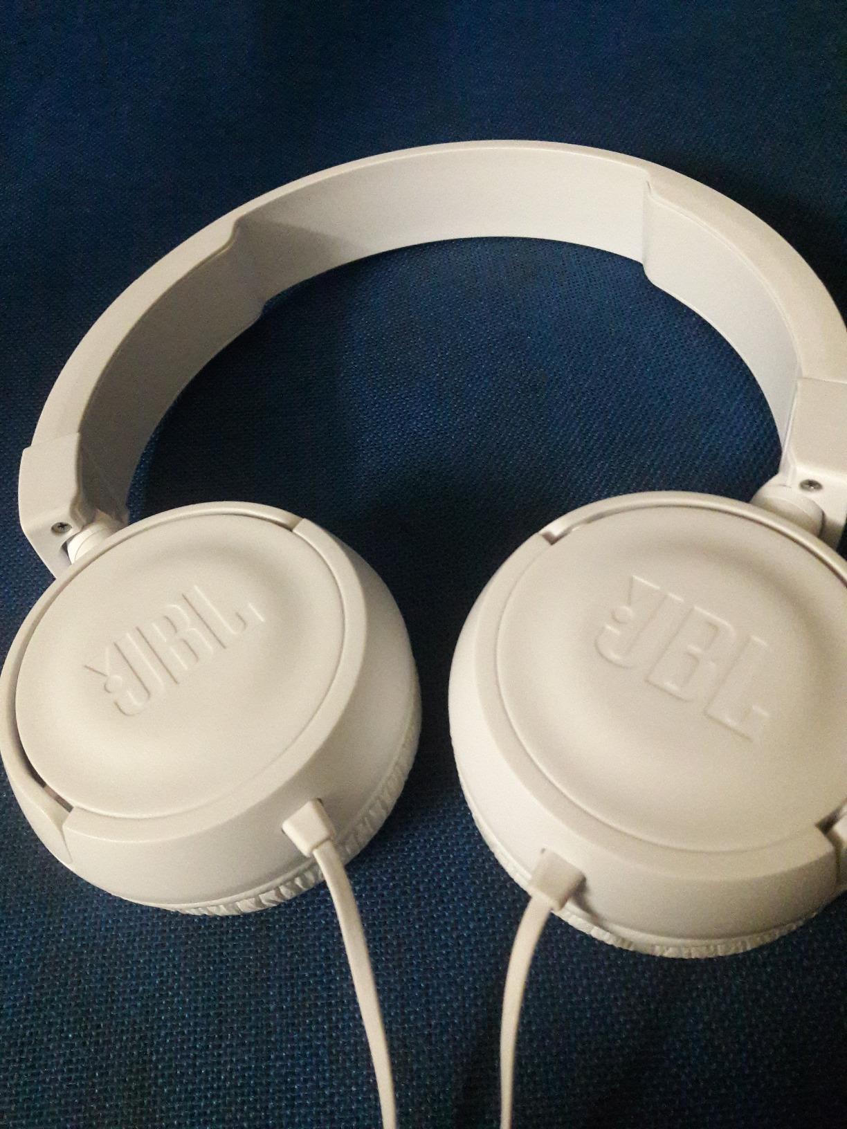 JBL T450 On-Ear Headphones (White) : Amazon.in: Electronics