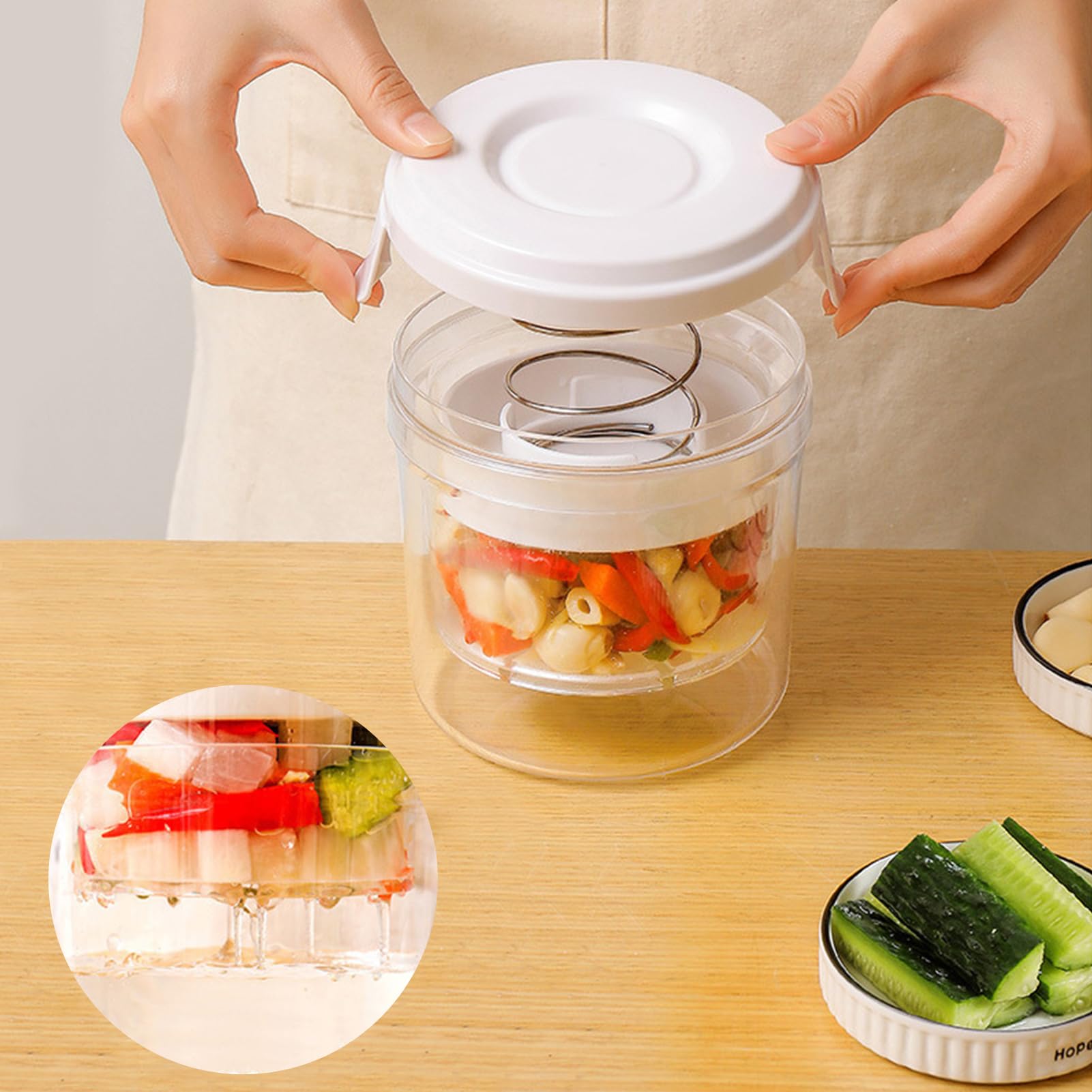 Amazon.com: Pickle Jar with Strainer Insert, Pickle Holder Keeper ...