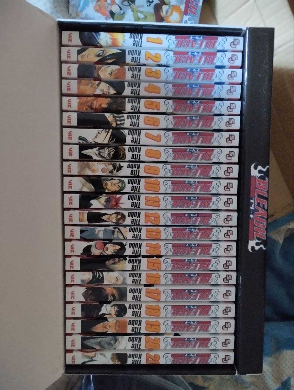 Bleach Box Set 1 Volumes 1-21: Volumes 1-21 with Premium (Bleach Box ...