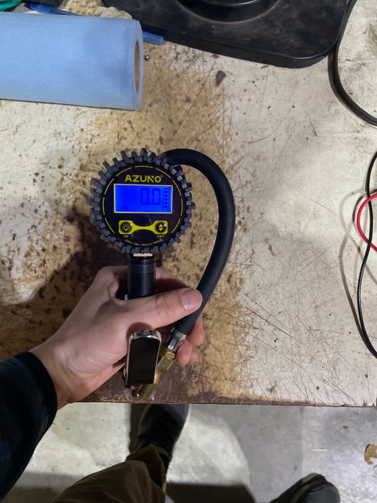 AZUNO Digital Tire Inflator with Pressure Gauge, 200 PSI, Heavy Duty ...