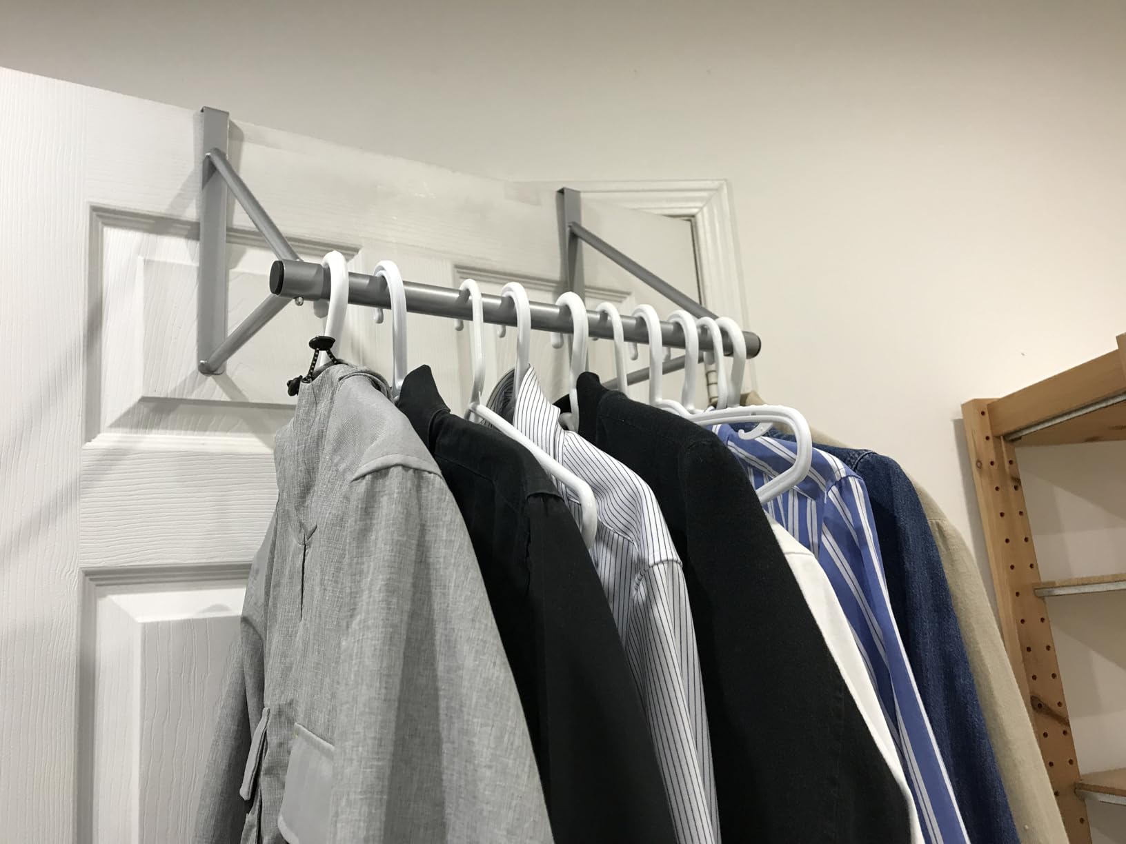 Over Door Closet Rod SimpleHouseware Over The Door Closet Rod - Black ...