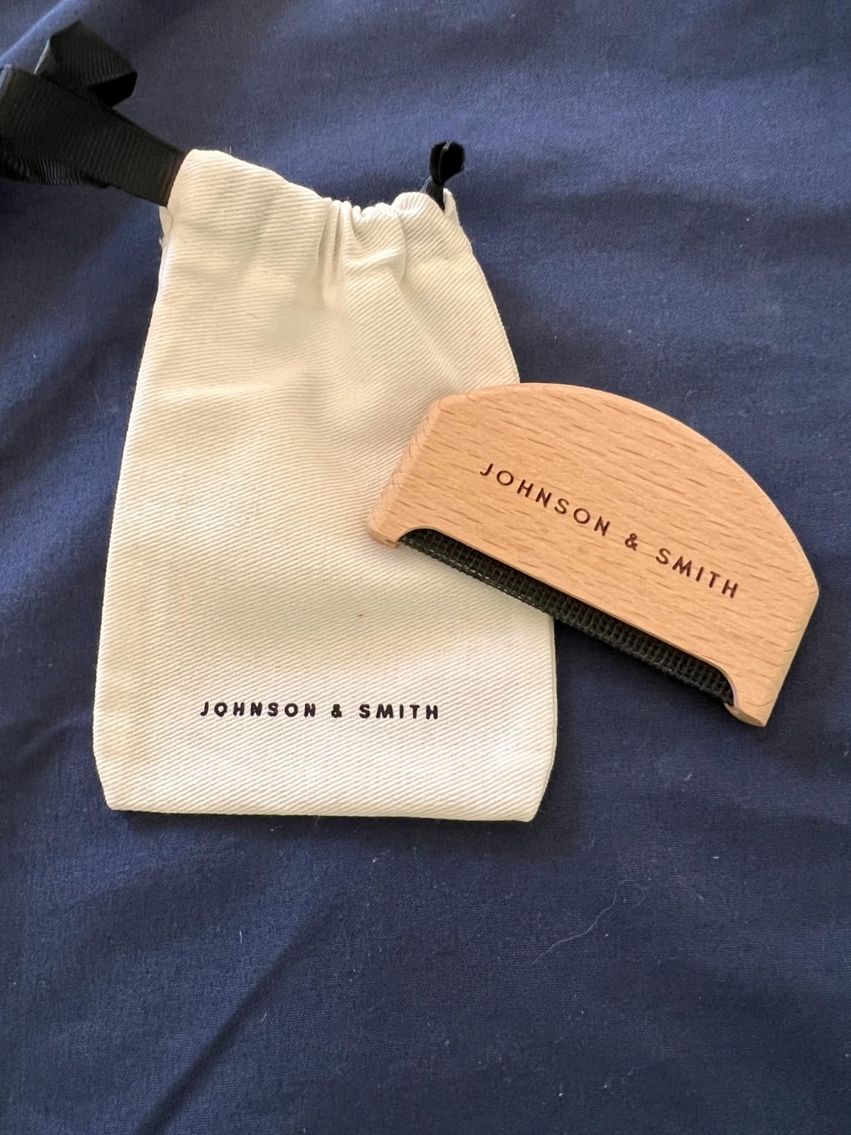 Amazon.com: Sweater Comb - Cashmere Sweater Shaver Lint Scraper - Easy ...