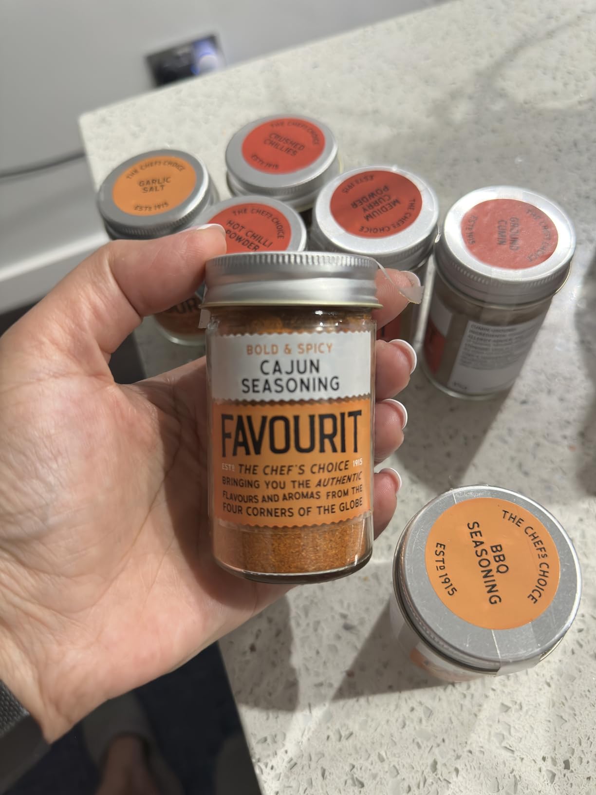 Favourit Home Starter Kit: Chef's Choice, 6-Jar Essential Herbs ...