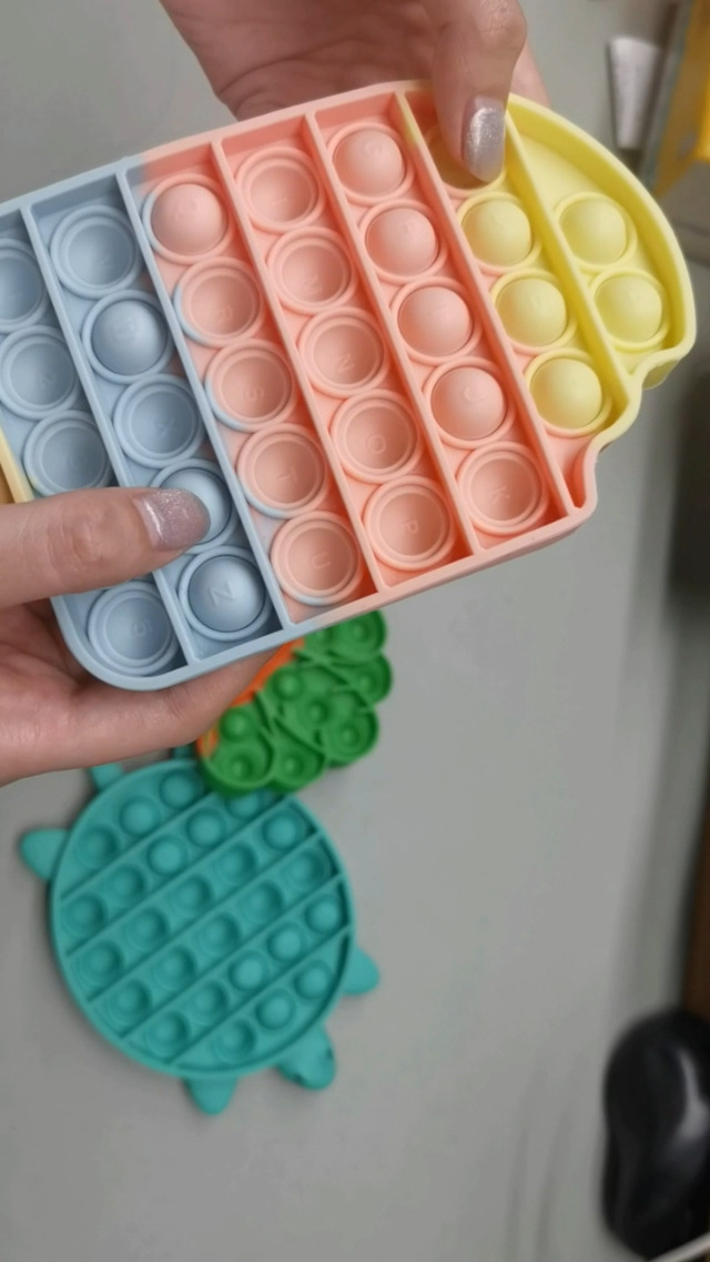 Watch Windimiley Pop Fidget Toys Its Pack Poppet Push Popping on Amazon ...