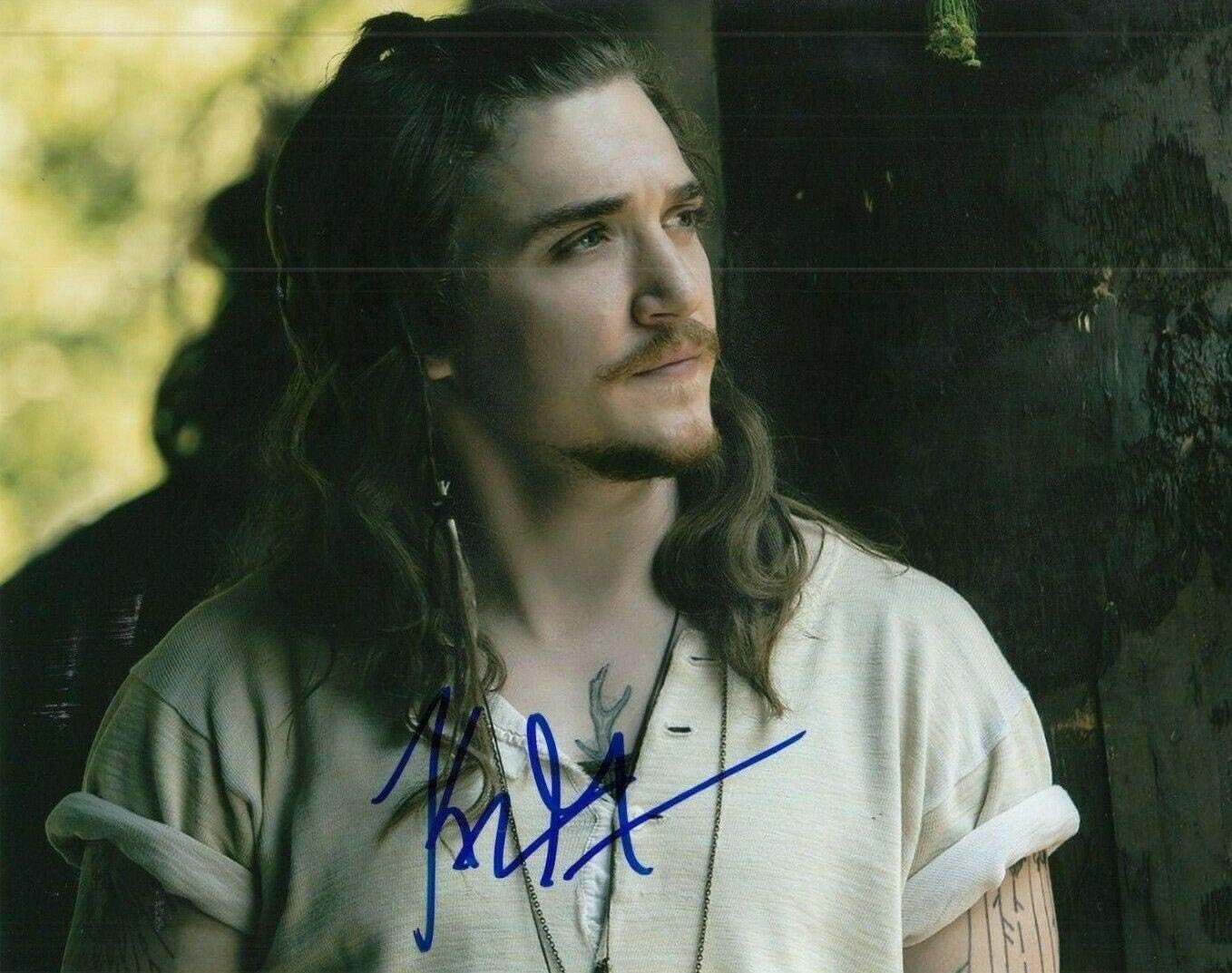 KYLE GALLNER signed (OUTSIDERS) TV SHOW 8X10 photo *Hasil Farrell* W ...