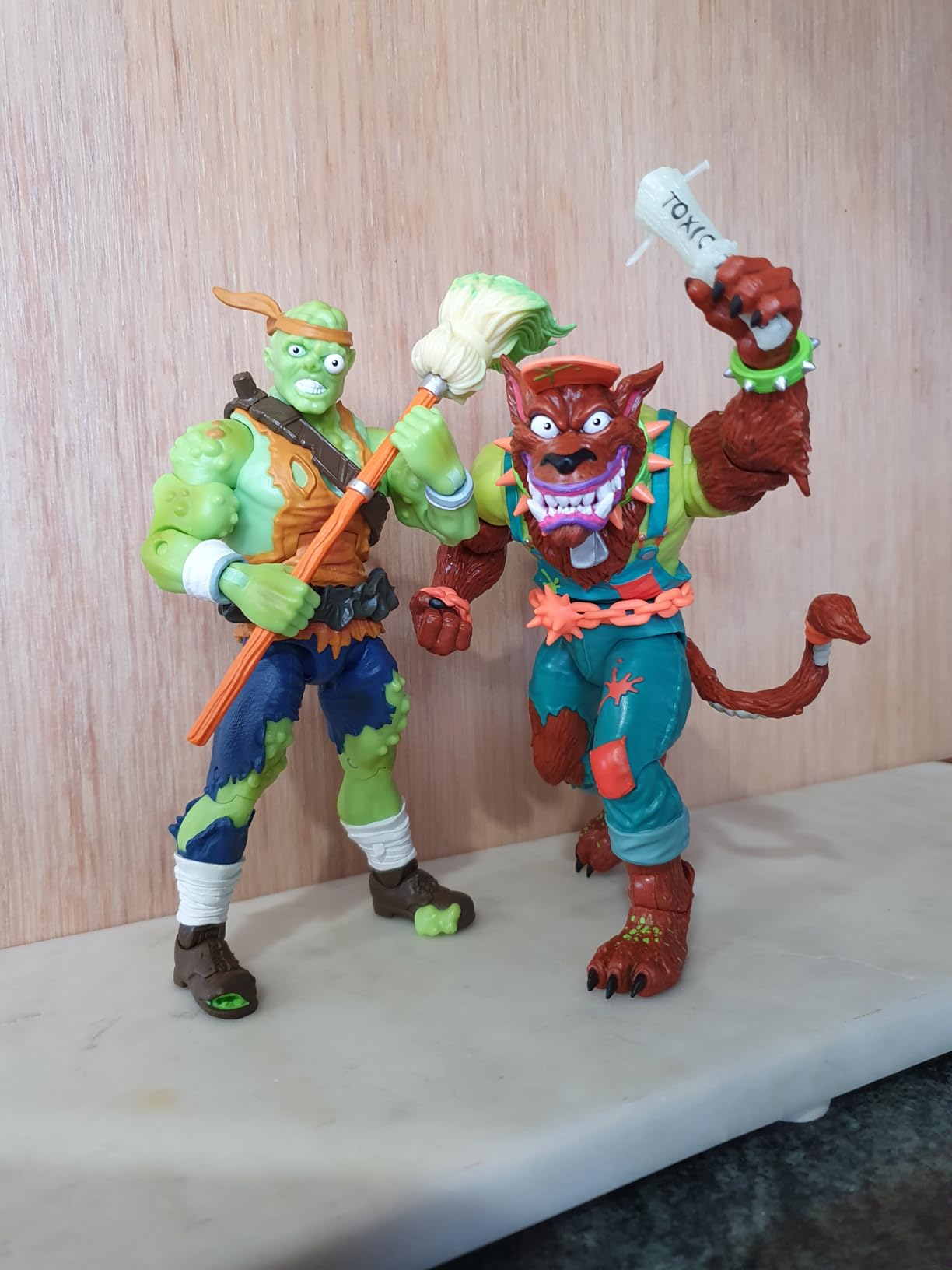 647612 Demon Poisonous Monster Junkyard Ultimate 7" Action Figure, Red ...