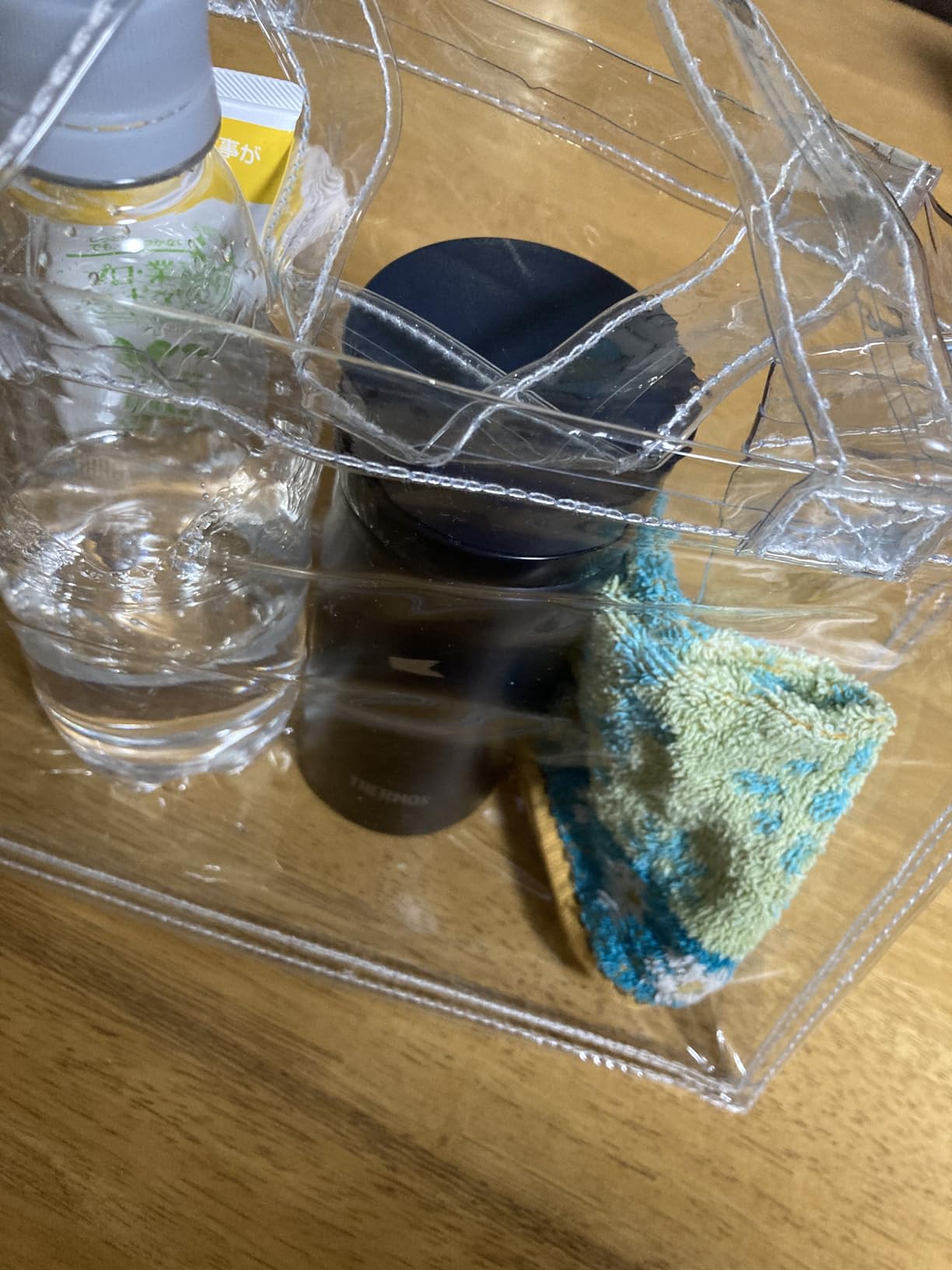 Amazon.co.jp: OCSコーポレーション株式会社 透明手提バッグ 小 OCS-2520135 1枚 : 文房具・オフィス用品