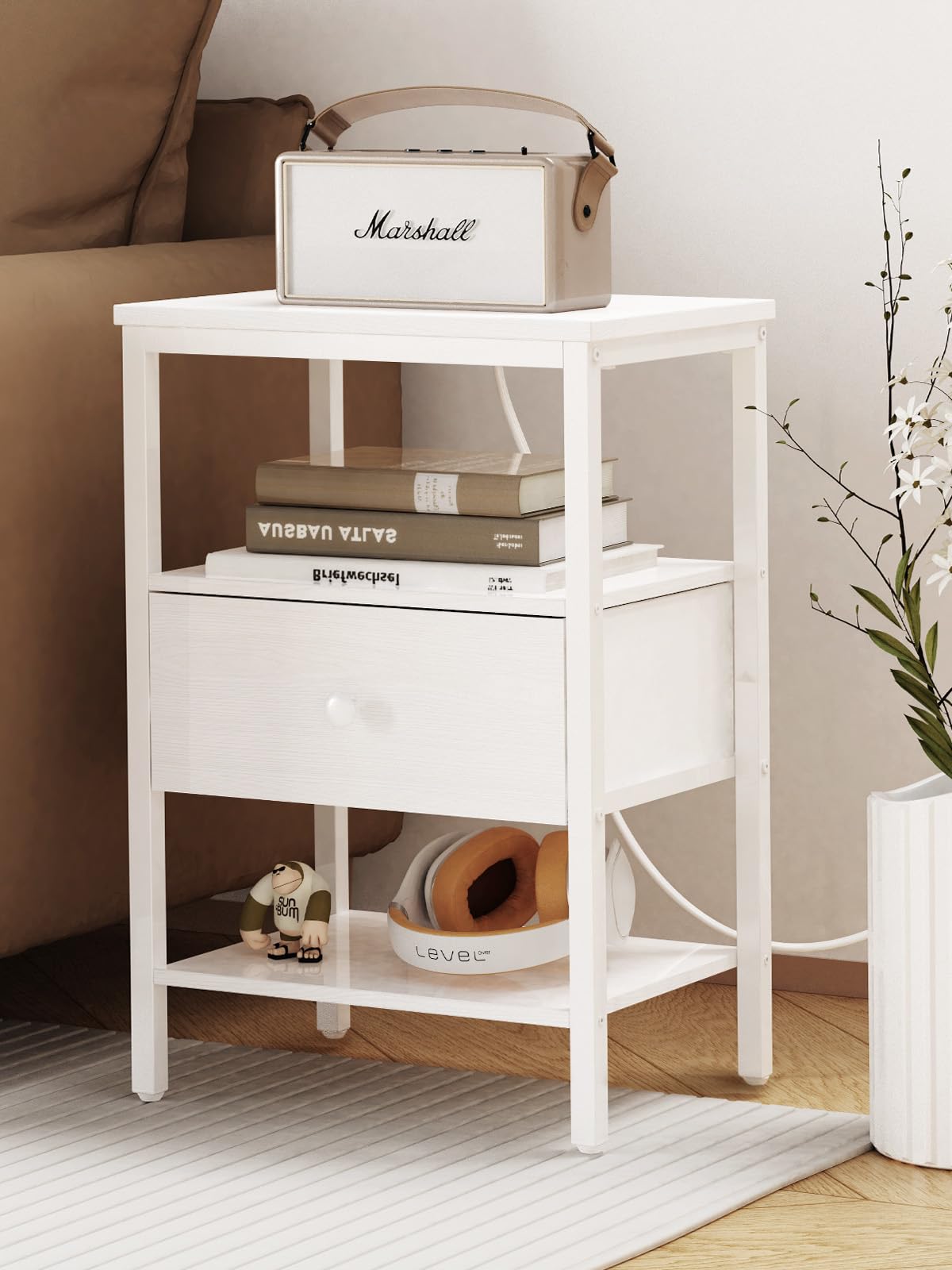 Amazon.com: GGWEW White Nightstand, Small Night Stand with Charger ...