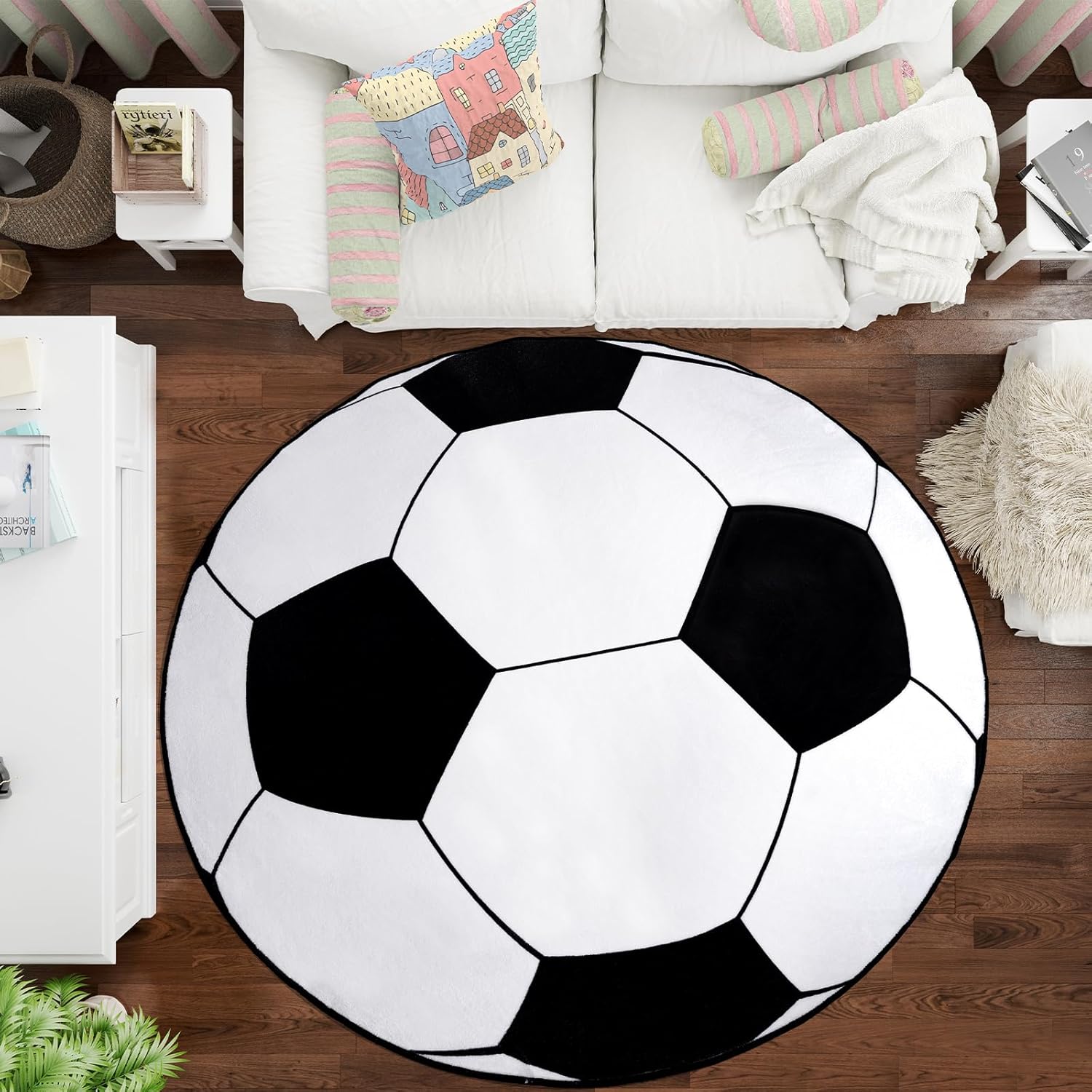 Amazon.com: MASTIEE Soft Round Rugs for Bedroom, Soccer Rug for Boys ...