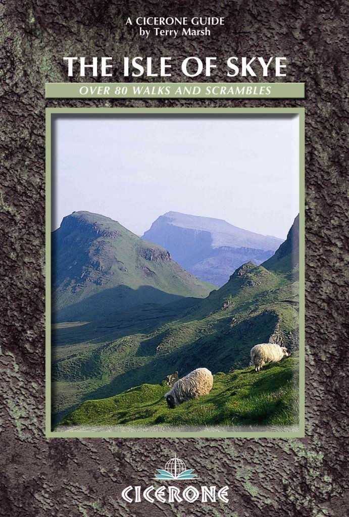 The Isle of Skye: Marsh, Terry: 9781852845605: Books - Amazon.ca