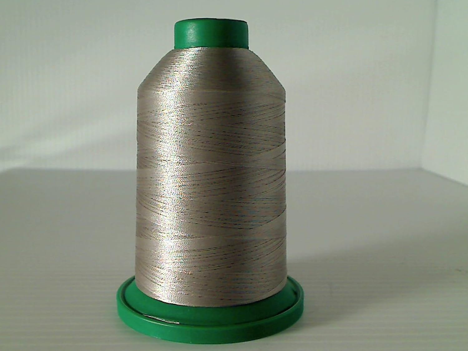 Amazon.com: Isacord Embroidery Thread 1000M 40W POLY 0874 : Arts ...