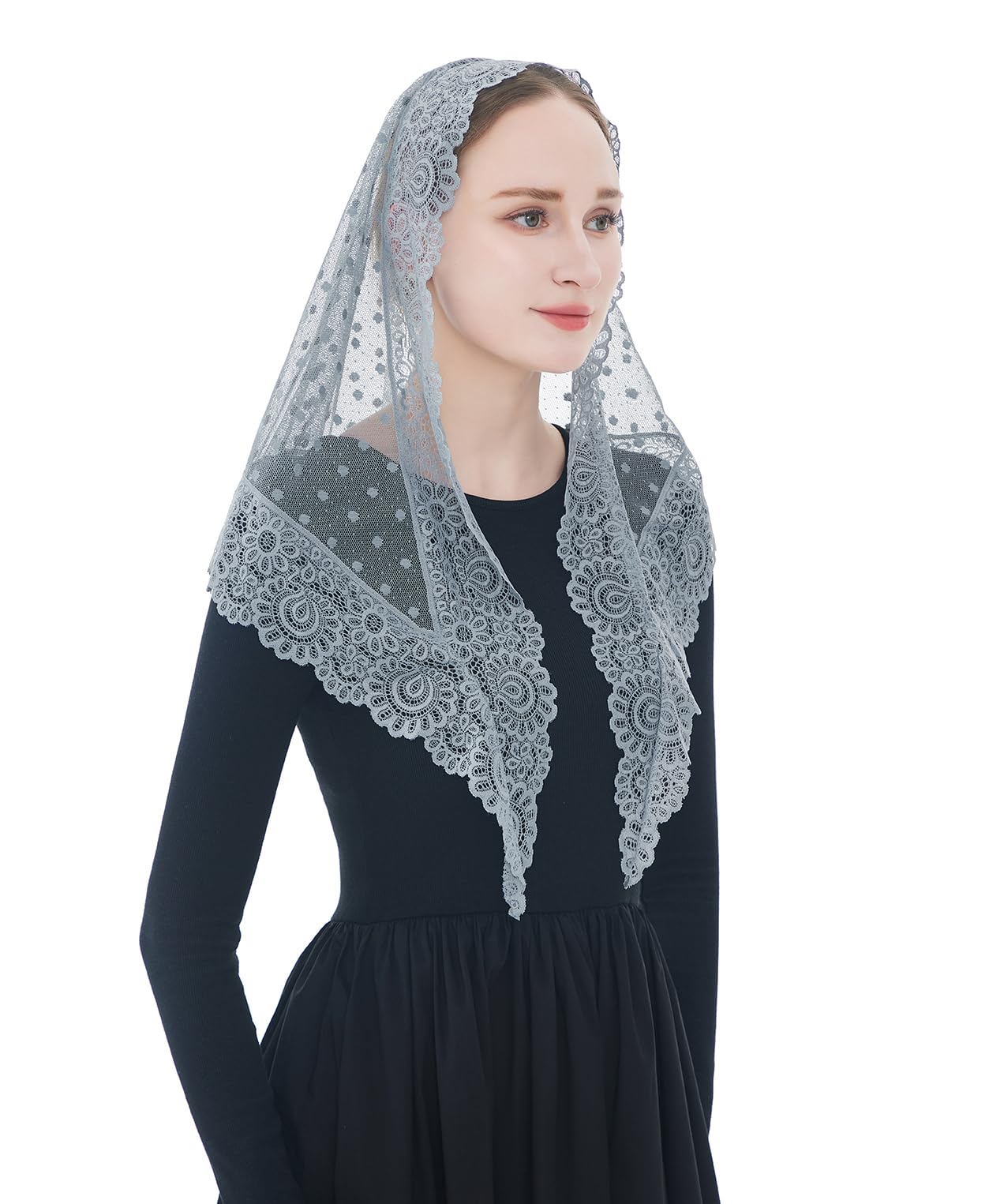 Snapklik.com : Wgior Triangle Vintage Inspired Lace Chapel Veils ...