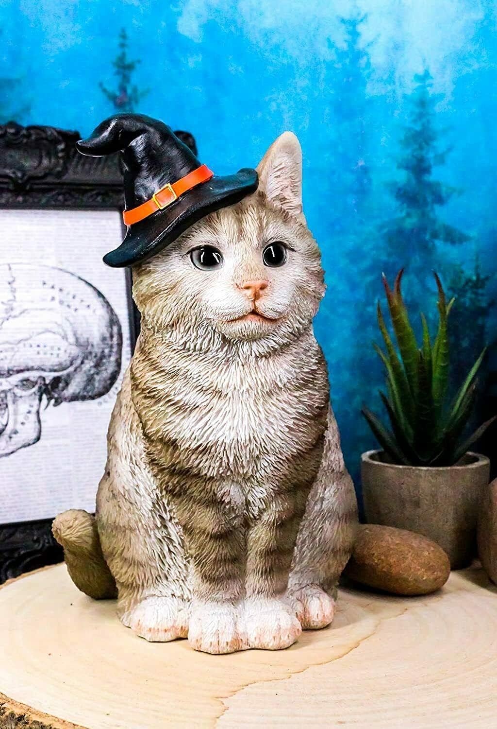 Amazon.com: Statues Figurines Funny Decor Gray Tabby Cat with Wizard ...