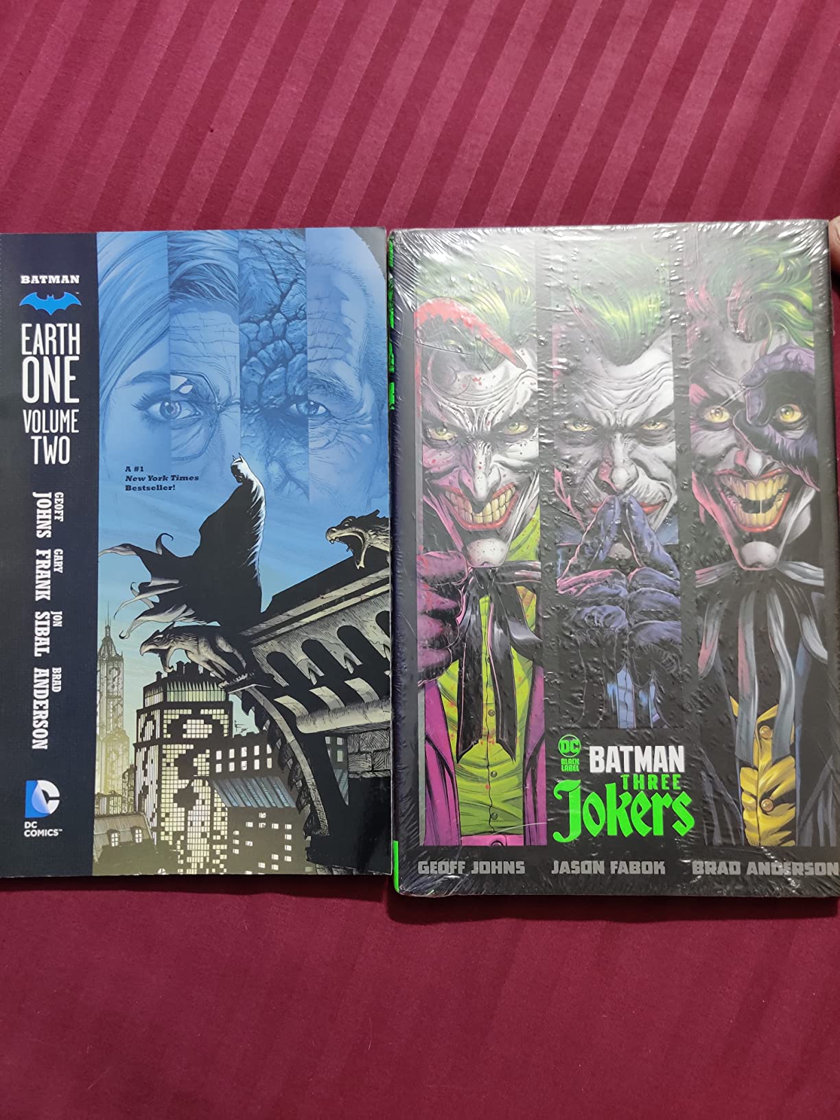 Batman: Three Jokers (2020) eBook : Johns, Geoff, Fabok, Jason, Fabok ...