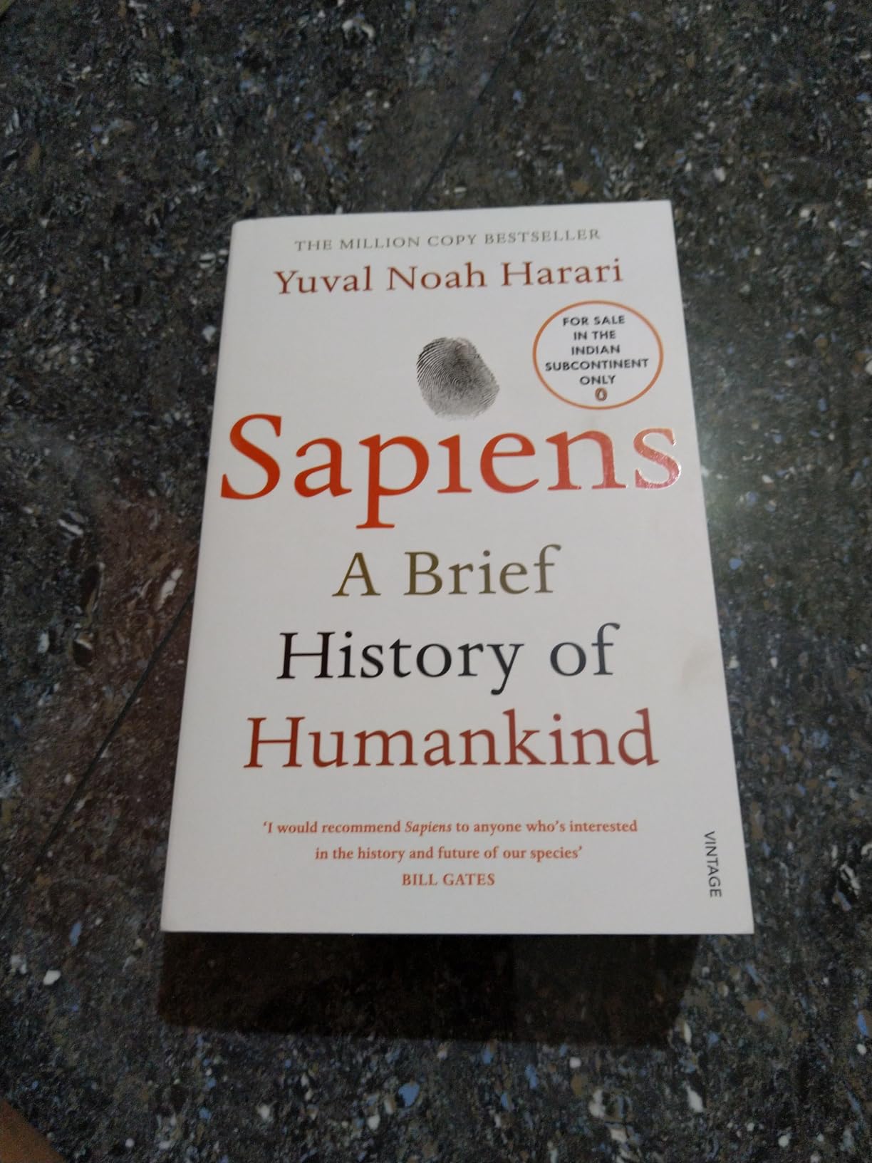 Sapiens (HB) : Amazon.in: Books