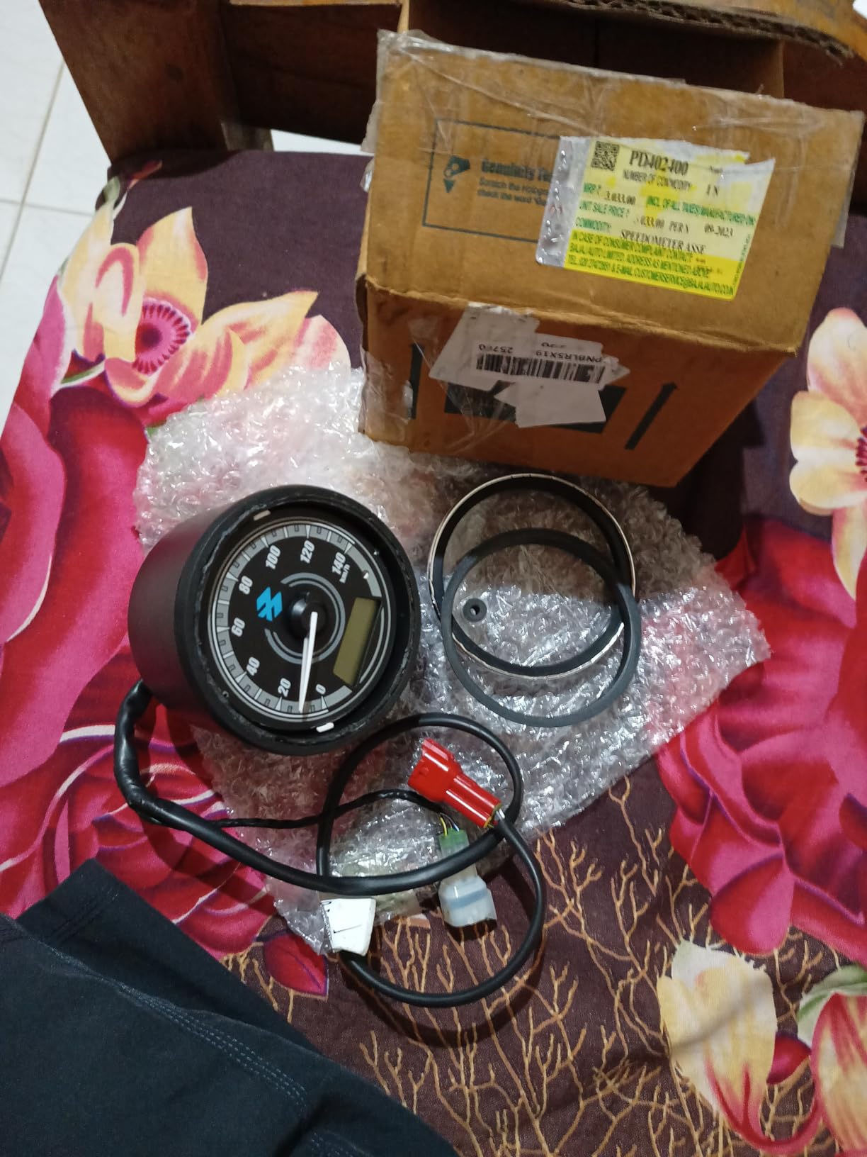 J T AUTO Speedometer Avenger Street 150,220 : Amazon.in: Car & Motorbike