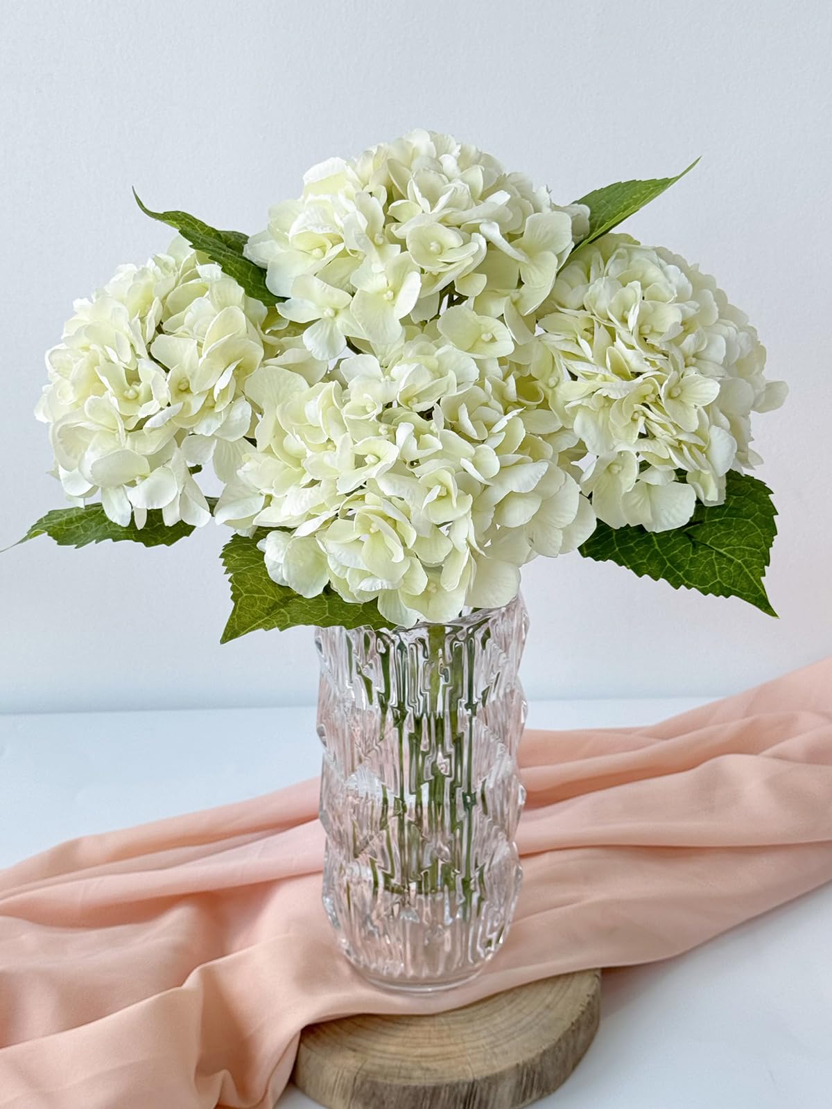 Amazon.com: SUMTIPHUN 4 Pcs Real Touch Hydrangeas White Artificial ...