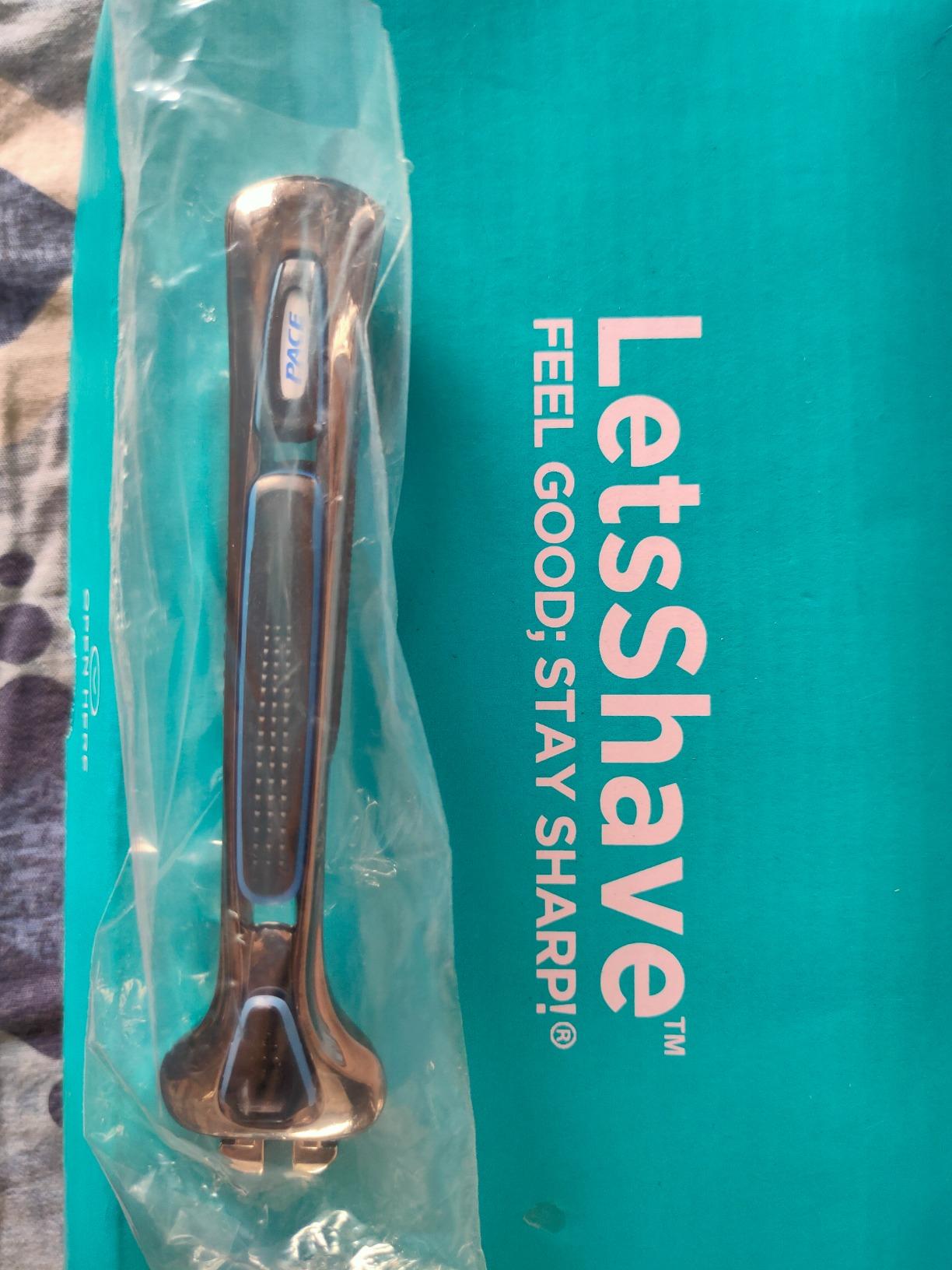 LetsShave Pro 6 Plus Shaving Kit for Men, 1 handle + 2 Blades + After ...