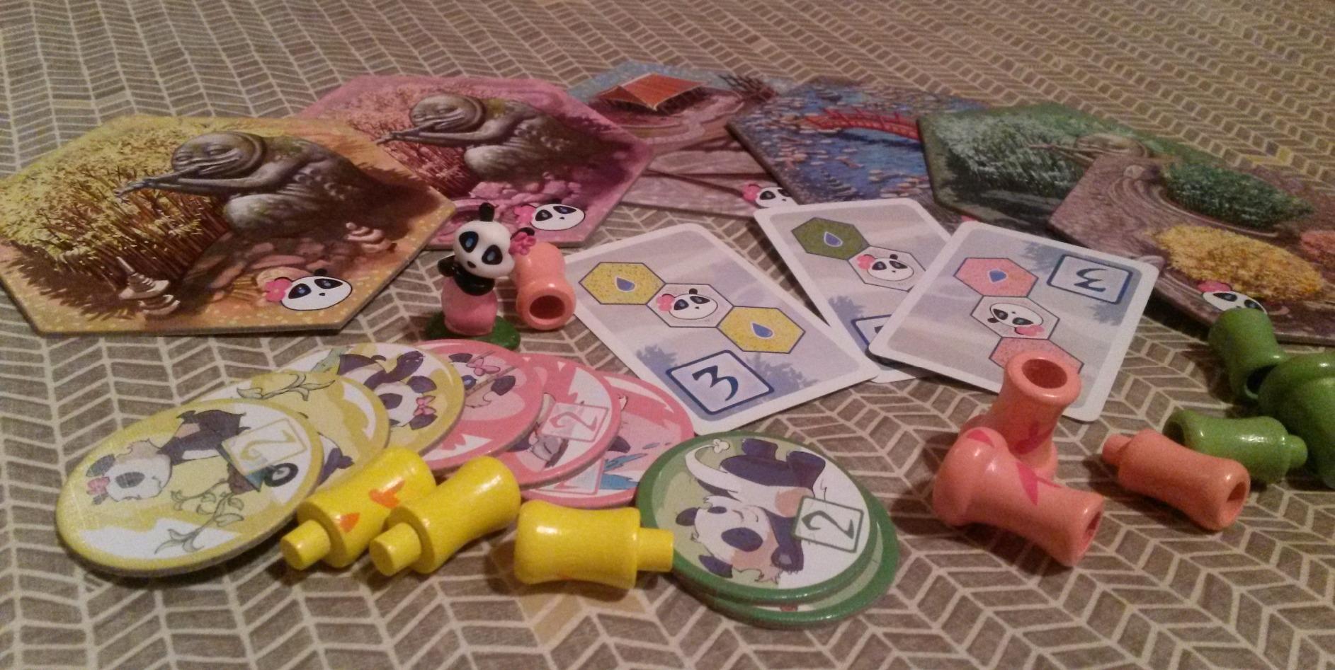 Takenoko TAK04 Chibis Board Game, Multicoloured : Amazon.co.uk: Toys ...