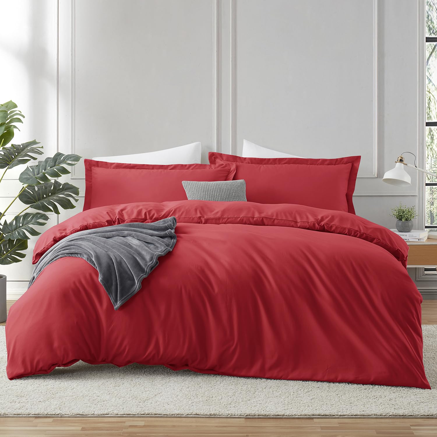 Amazon.com: Hearth & Harbor Red Duvet Cover Queen Size - 3 Piece Queen ...