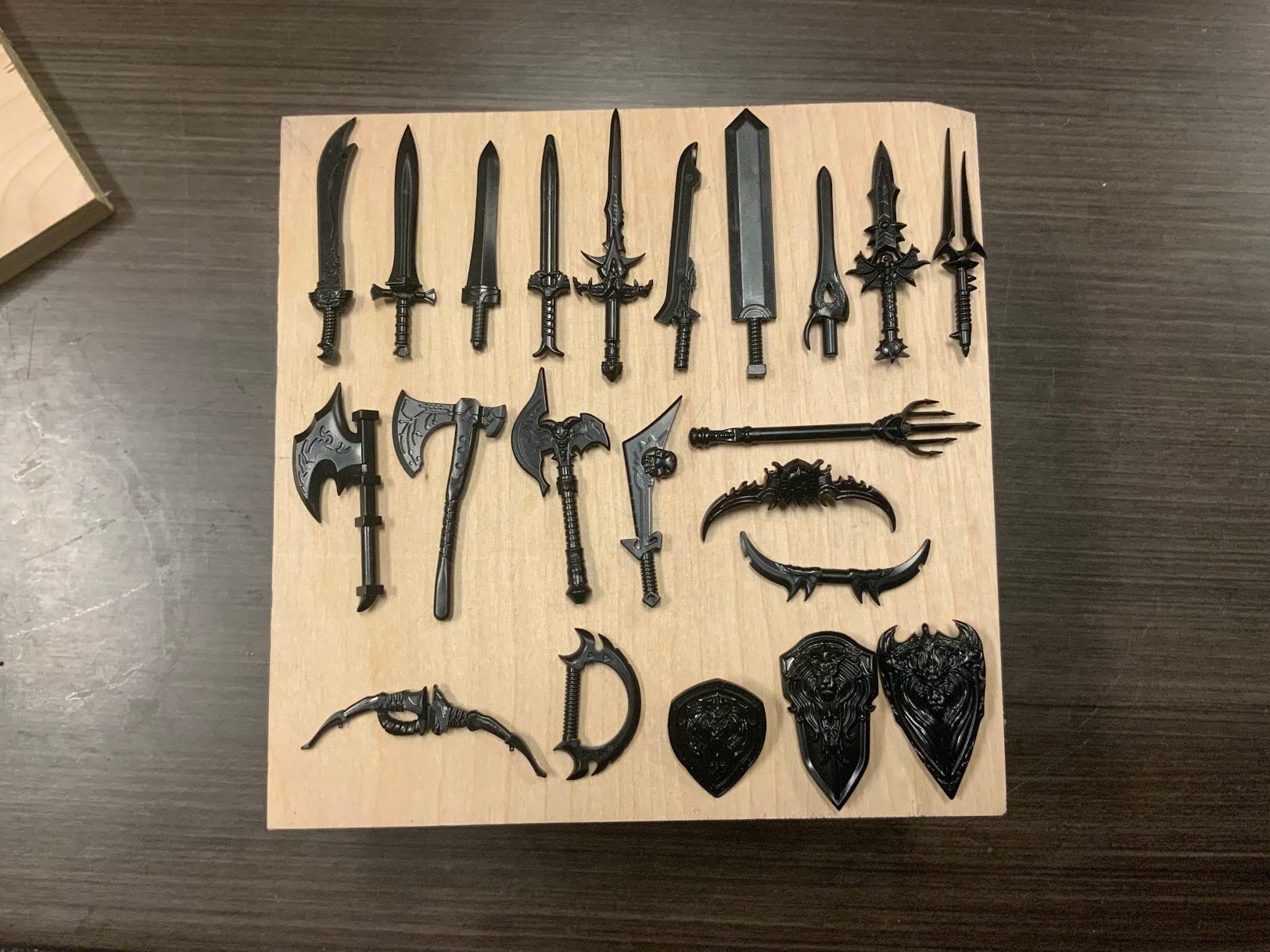 Amazon.com: MOOXI Games Third Party Minifigs Weapon Accessories Set ...