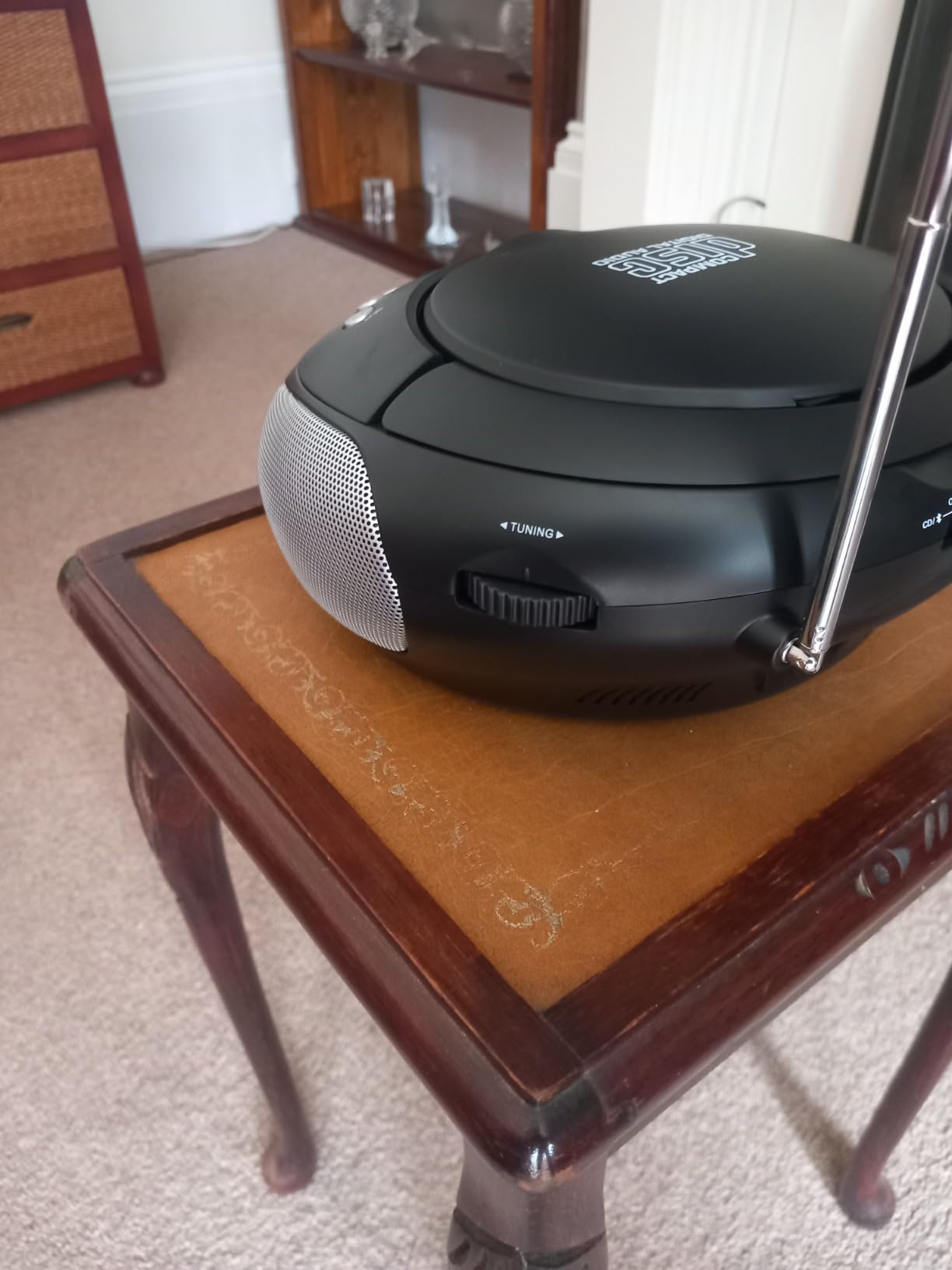 Portable Bluetooth CD Boombox with FM radio | CD, CD-R, CD-RW | 30 ...